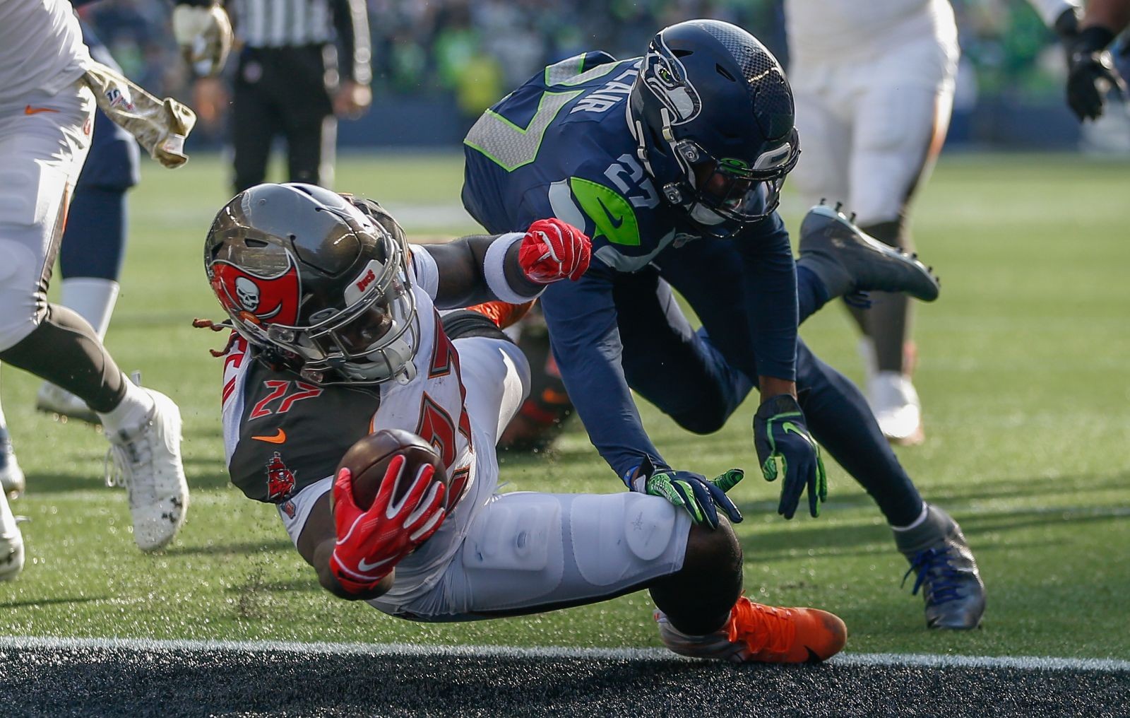 Ronald Jones finally Buccaneers starting running back ten weeks too late