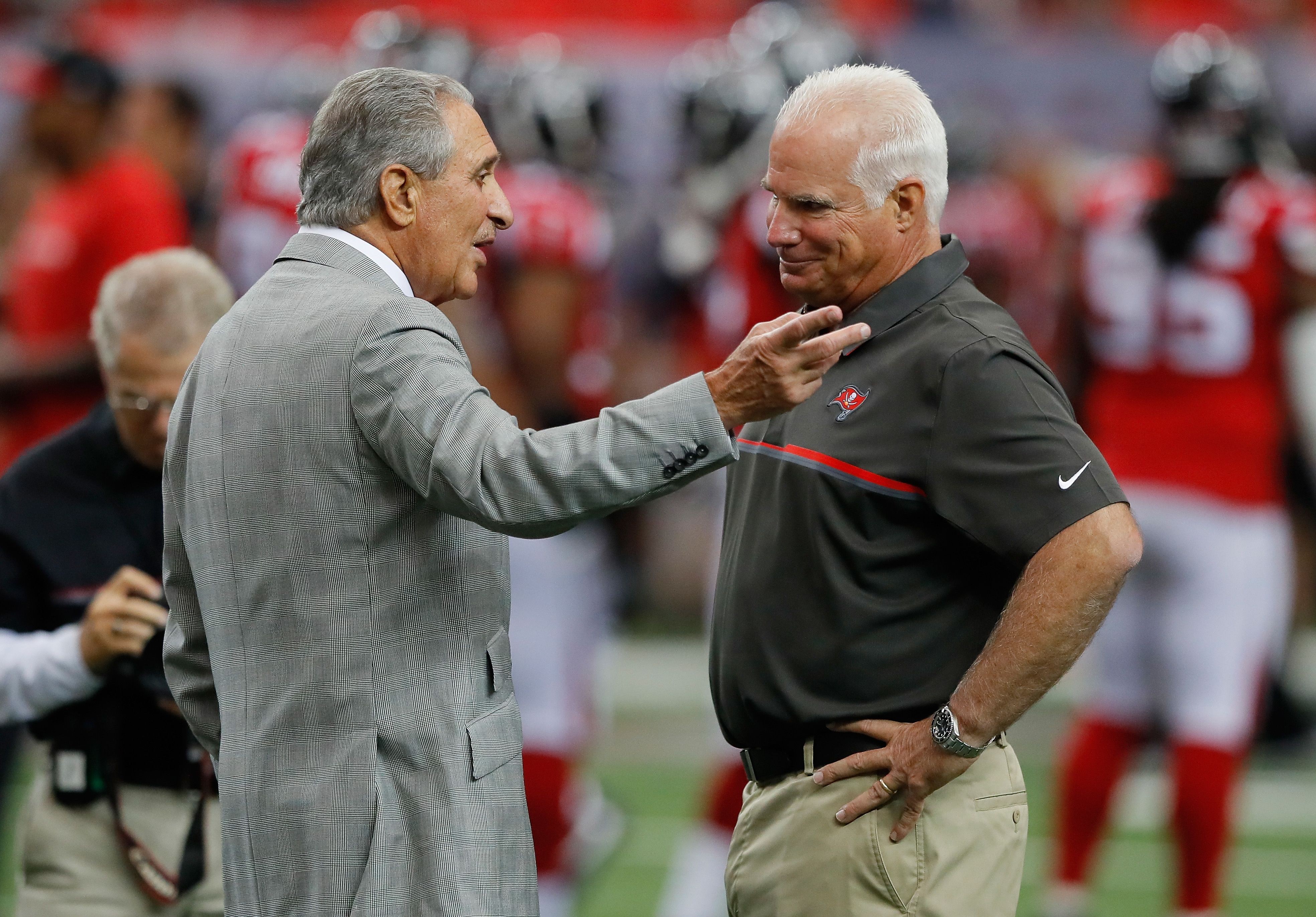 Buccaneers: Will Mike Smith take another spin on NFL coaching carousel?