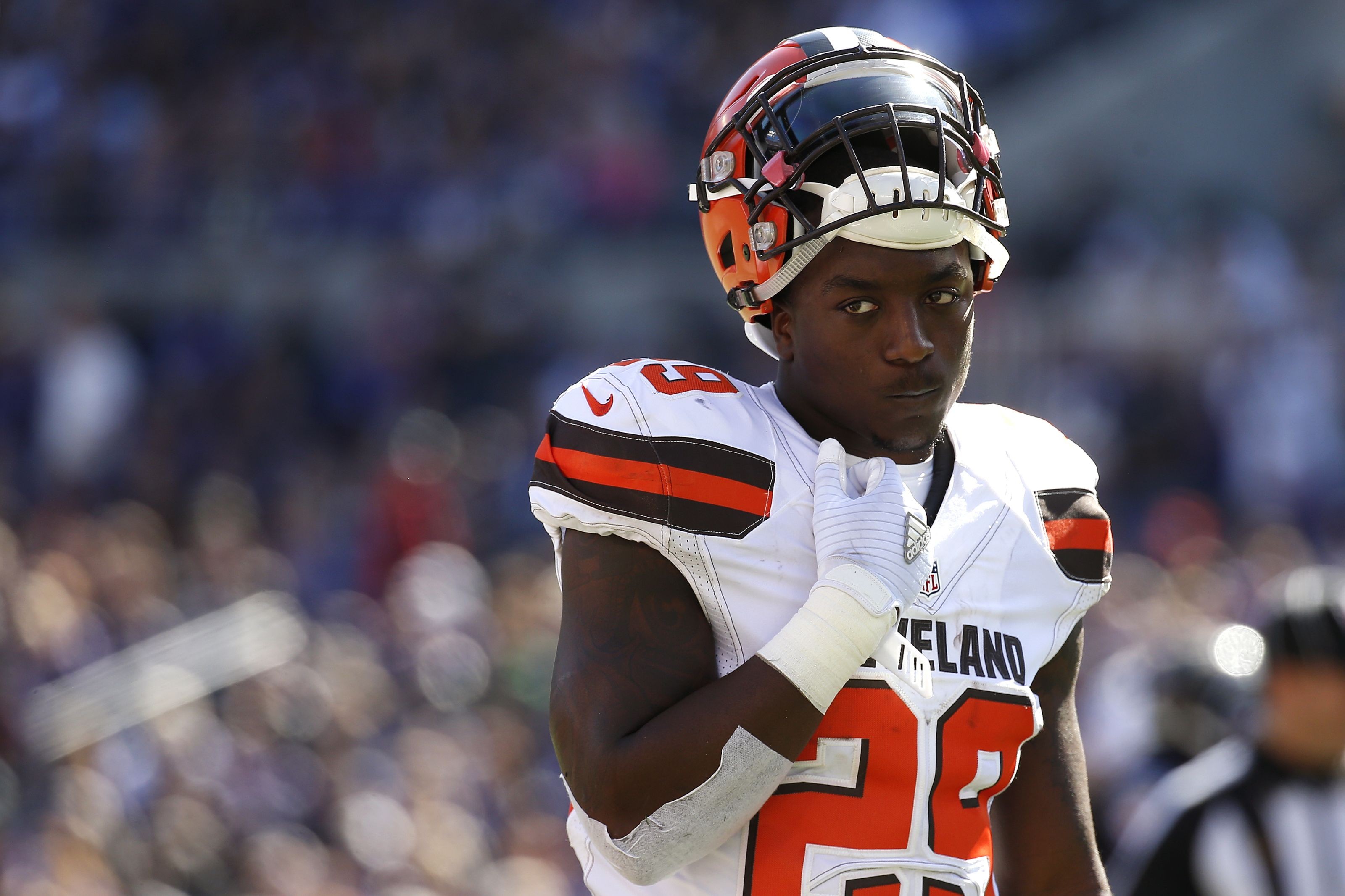 Tampa Bay Buccaneers: Explore the possibility of trading for Duke Johnson
