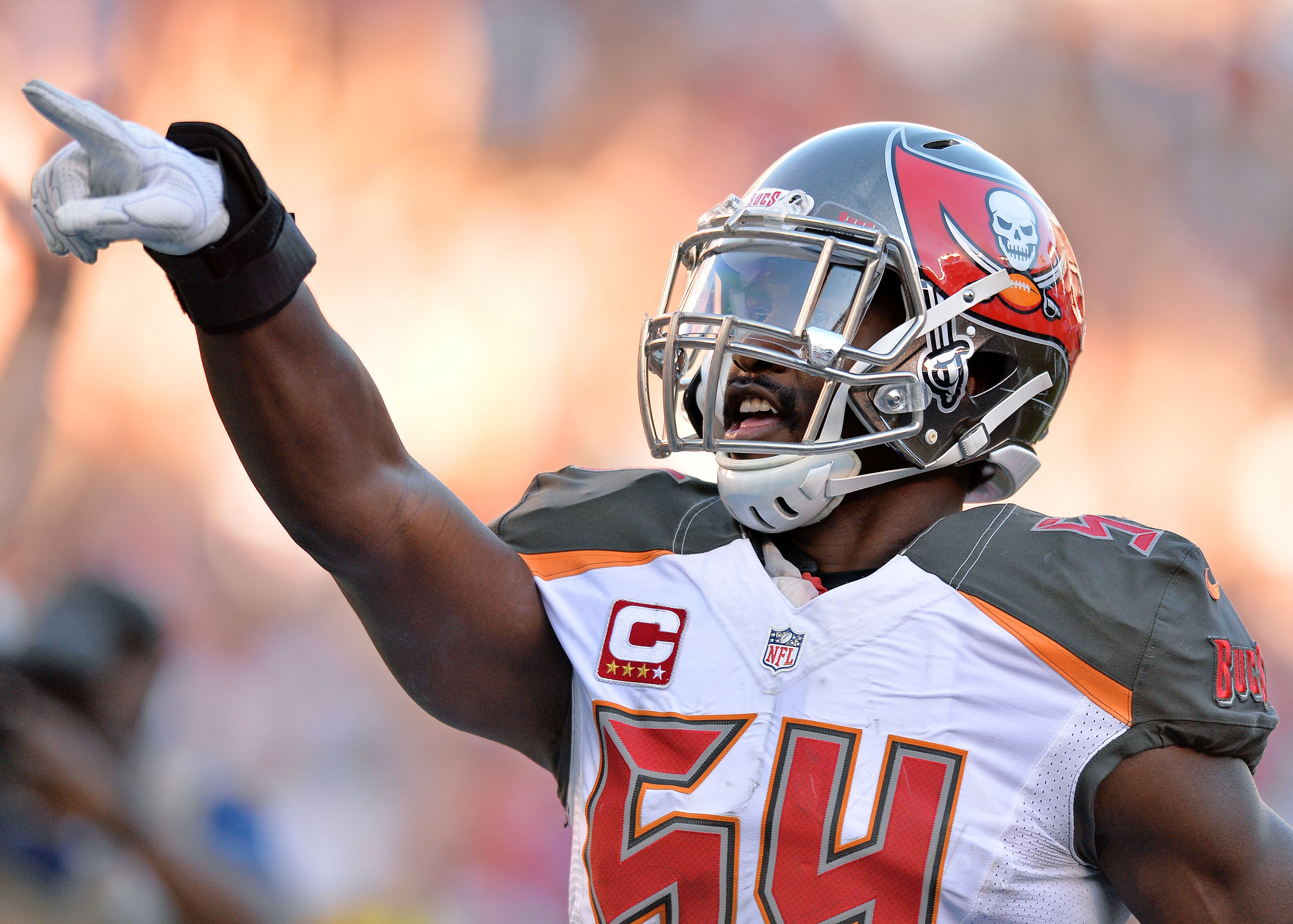 Buccaneers LB Lavonte David excited to face O.J. Howard