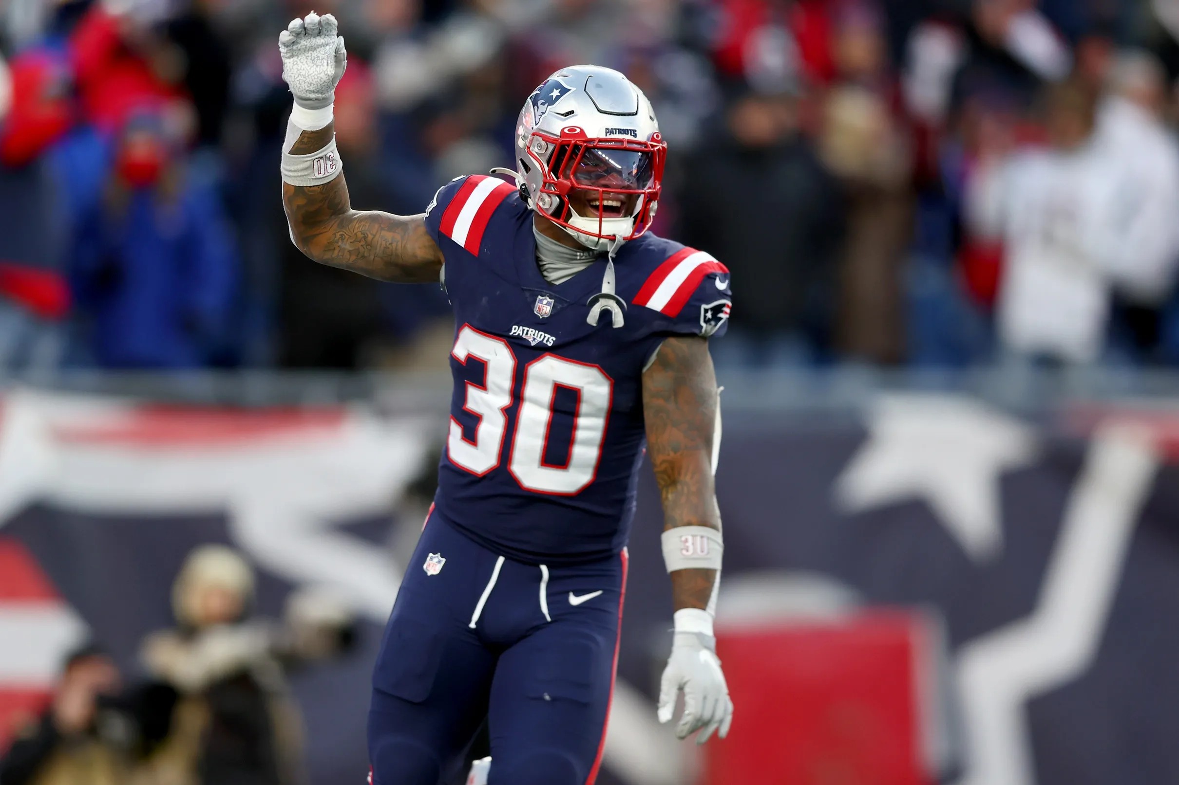 Patriots linebacker Mack Wilson returning to high school jersey number ...