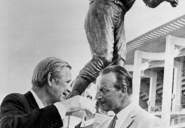 50 years ago: Stan Musial statue dedicated at Busch Stadium