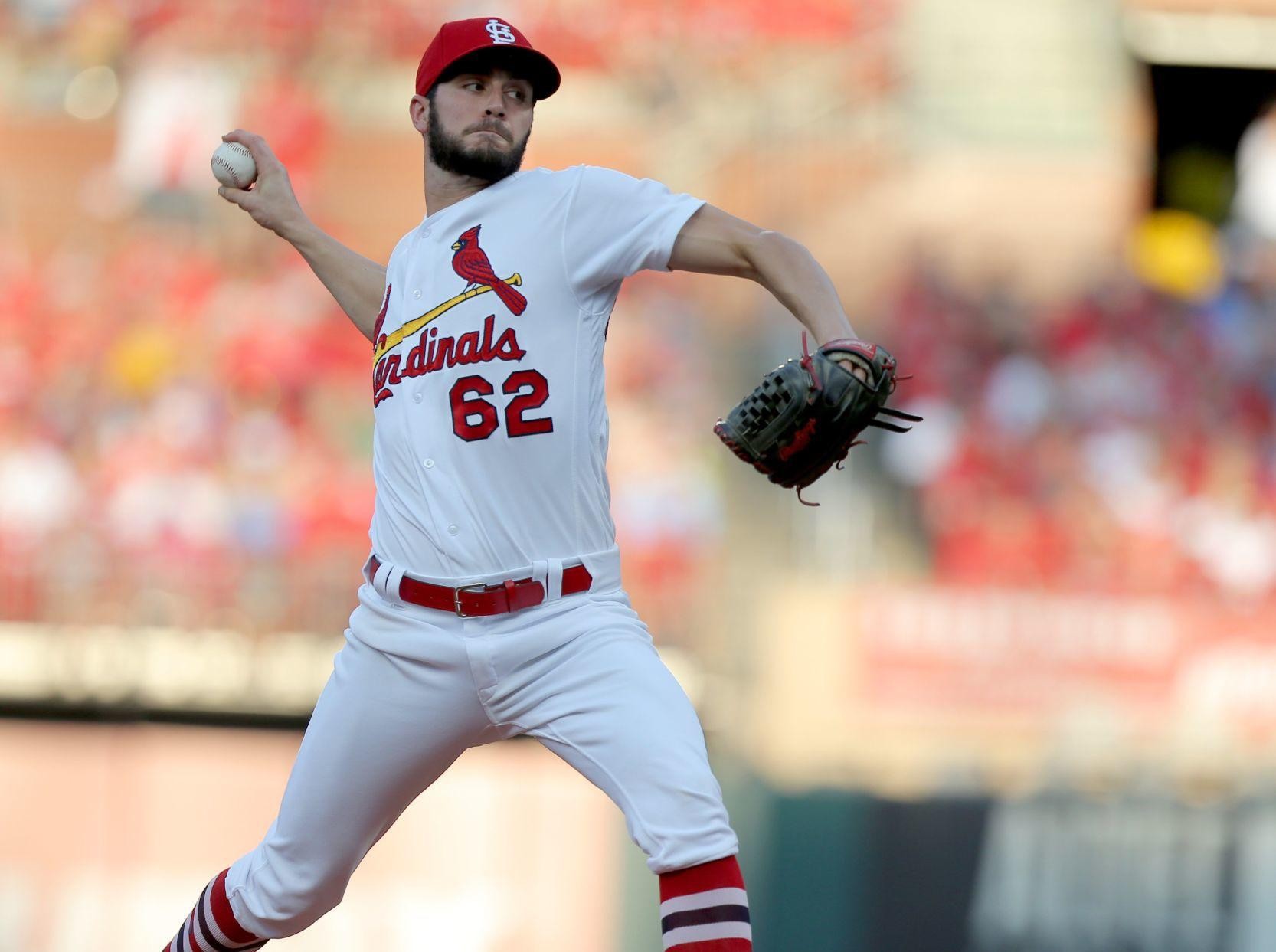 Ponce de Leon keeps Cards in game, but bullpen puts them in a hole