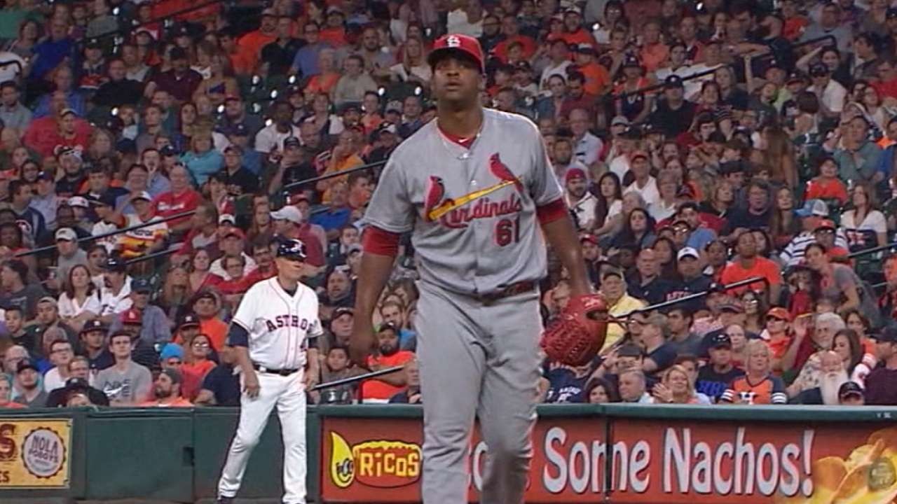 Reyes looks to bounce back from injuries