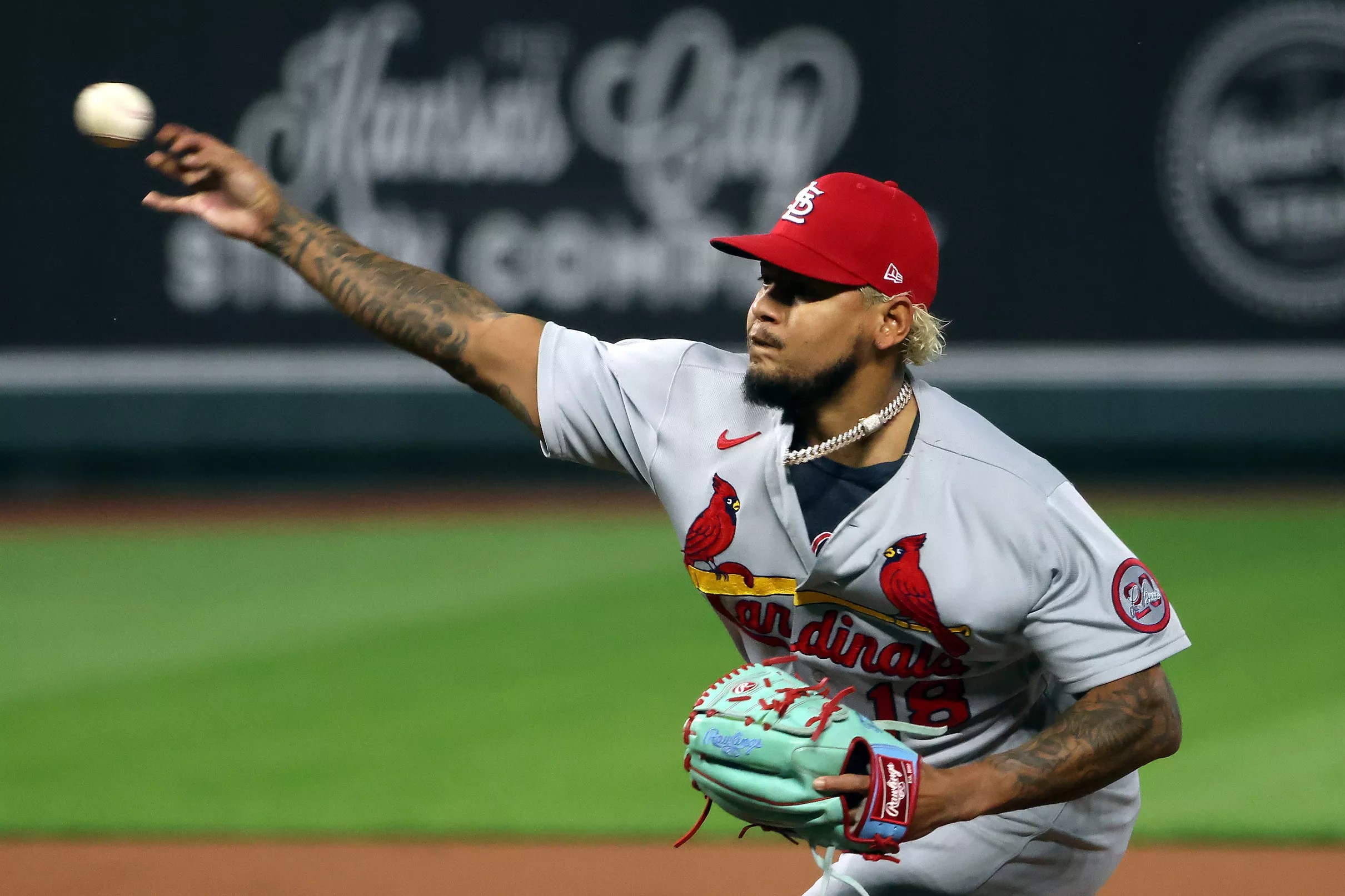 Can Carlos Martinez Be a Good Starting Pitcher Again?