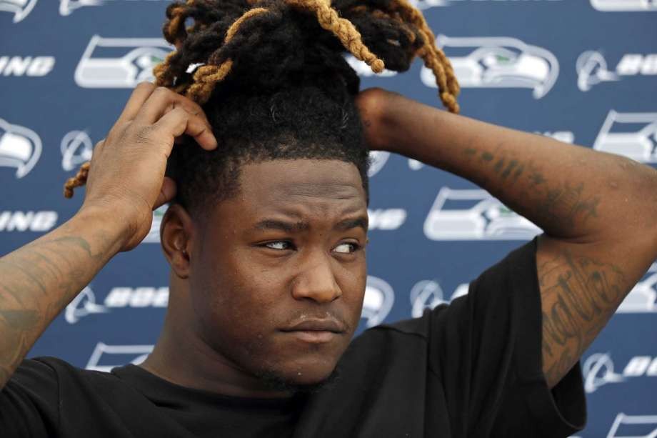 Rookie Joey Hunt to start at center for Seahawks