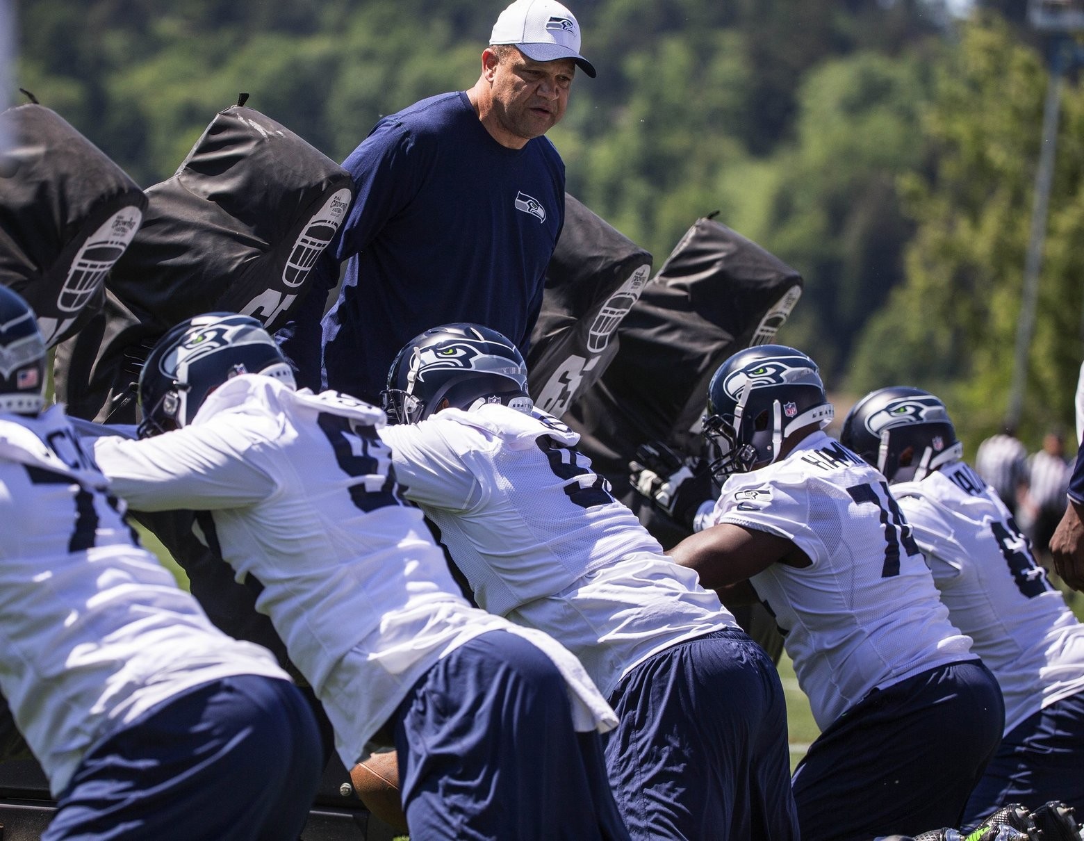 Seahawks fire defensive coordinator Kris Richard, linebackers coach ...
