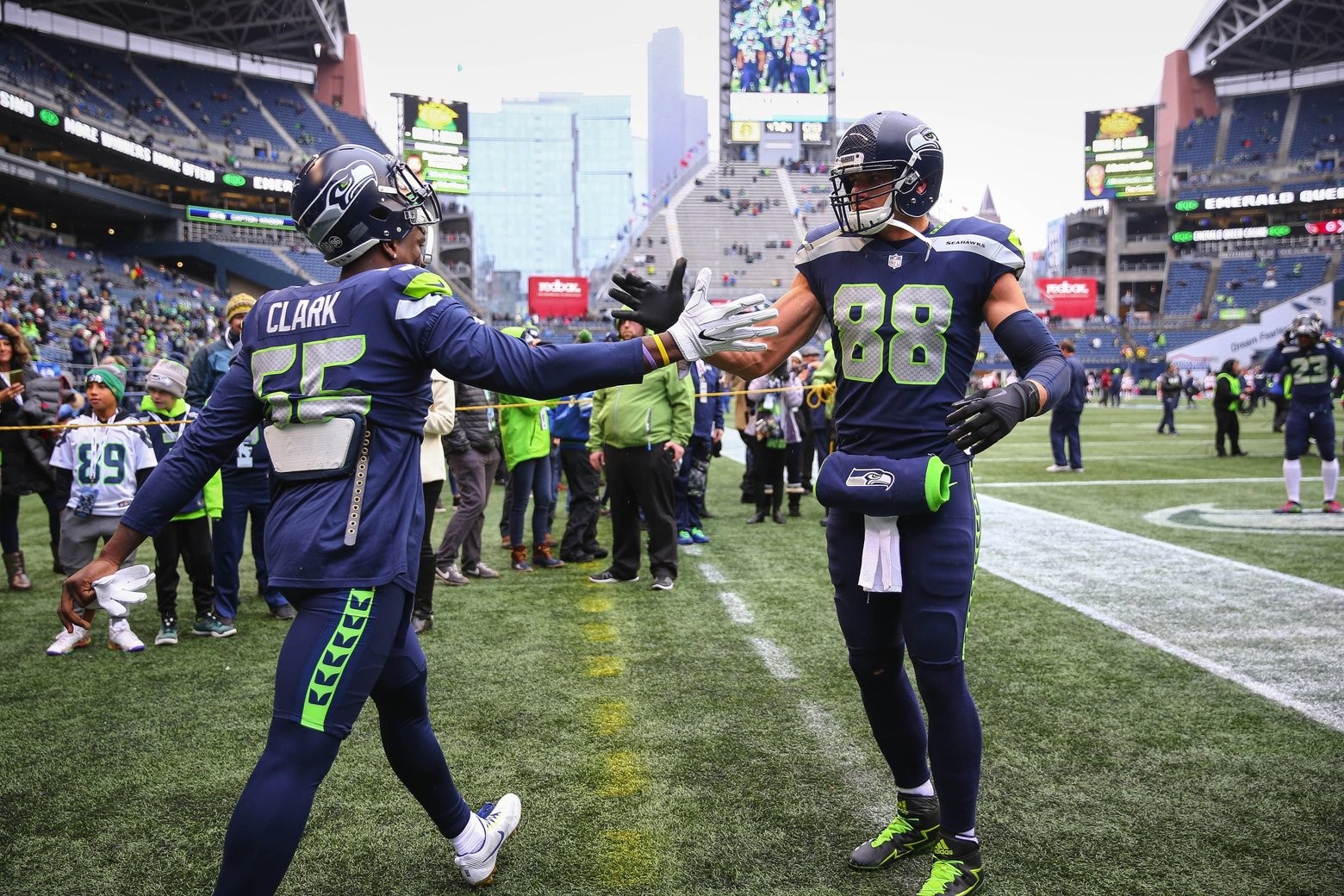 Photos: Seahawks take on Washington in Seattle