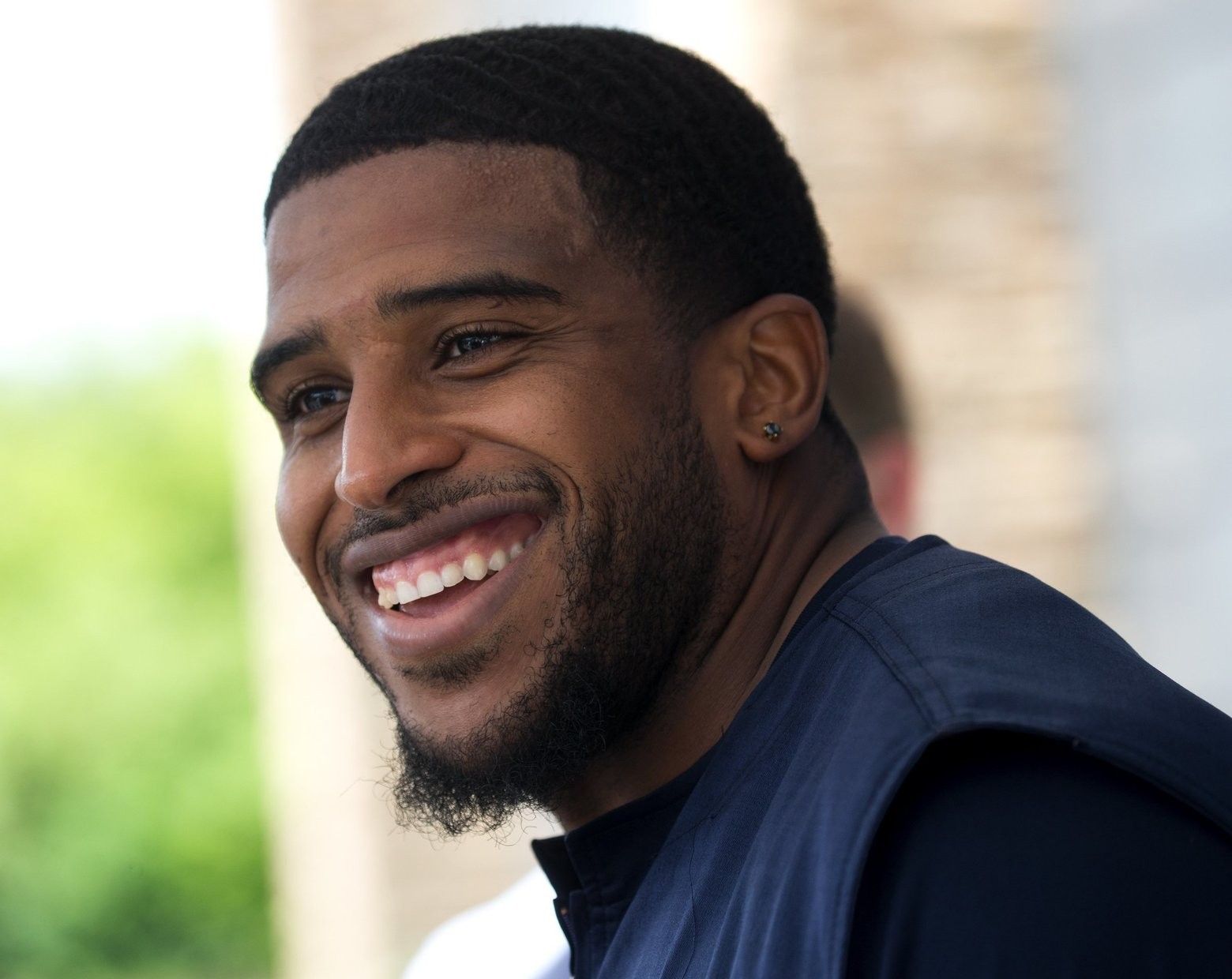 Bobby Wagner, other NFL players invest in young girl’s lemonade business