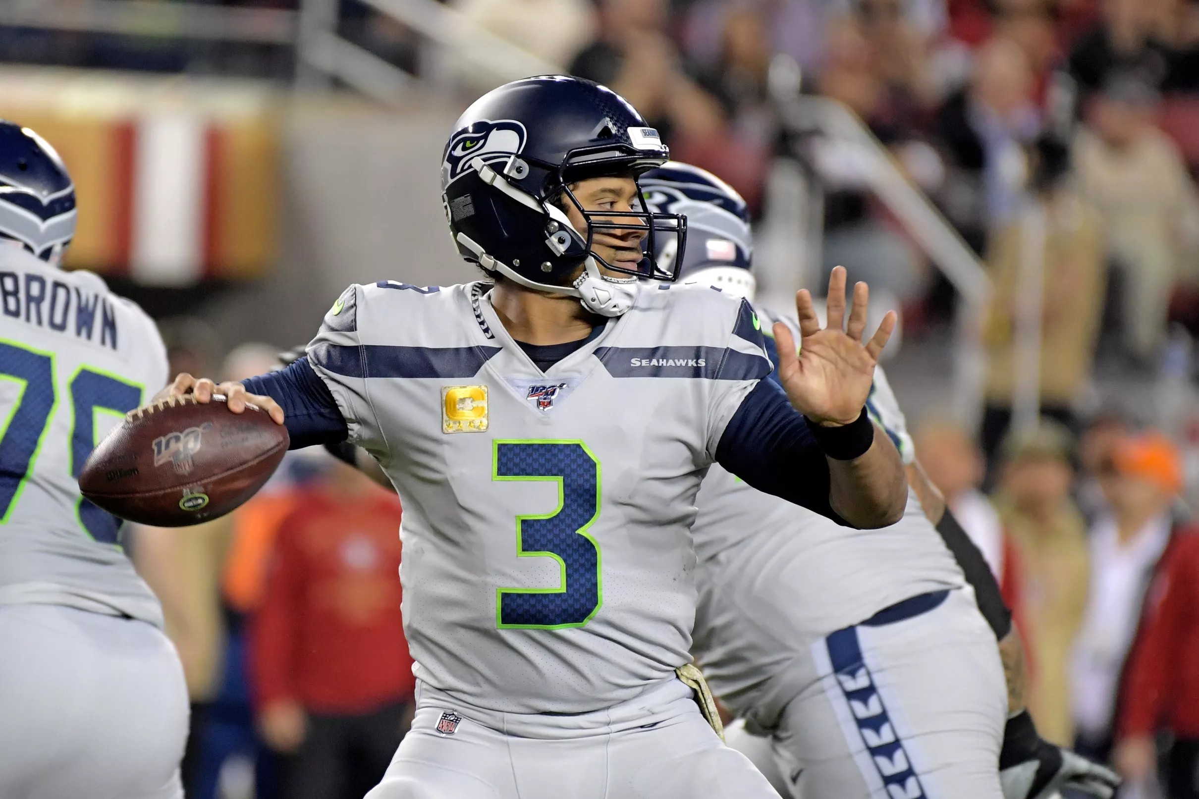 Russell Wilson leads all NFC quarterbacks in Pro Bowl voting