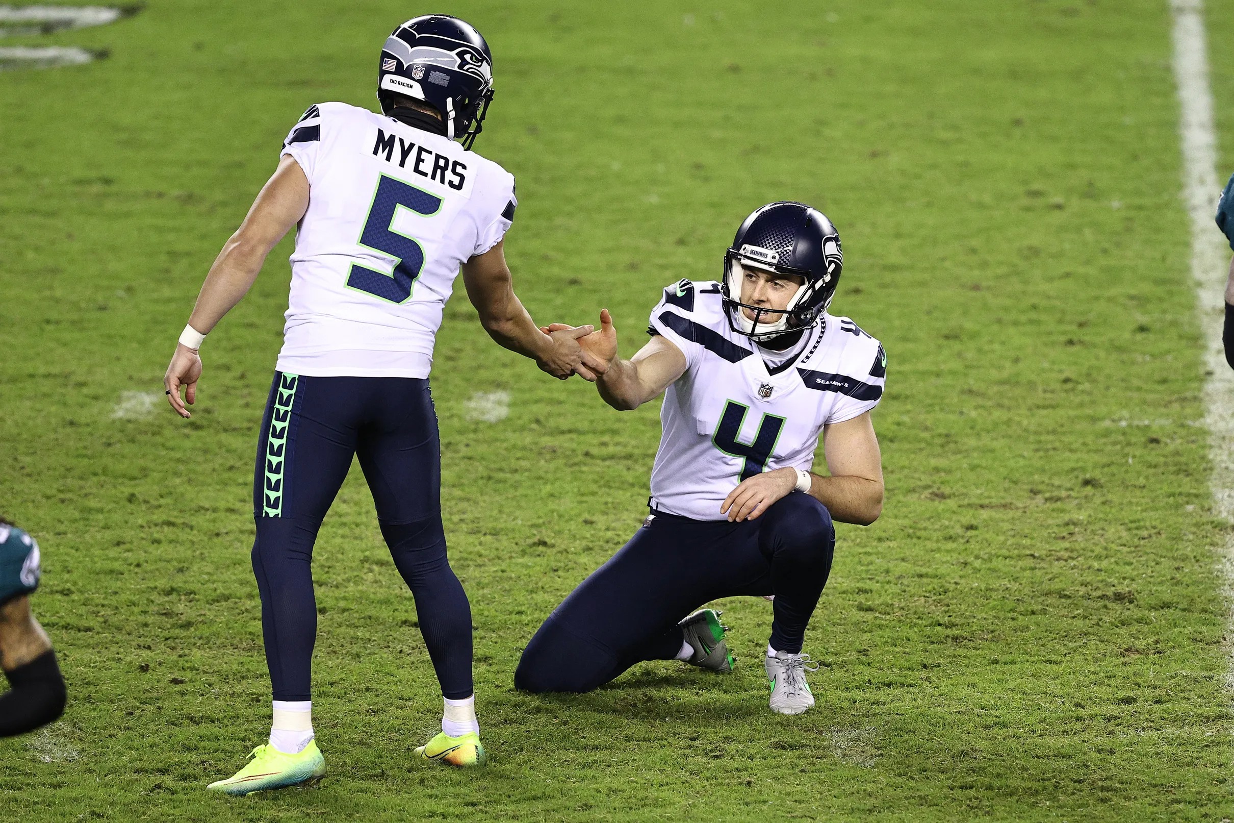Seahawks 2021 pre-draft checkup: QBs, TEs, and Special Teams