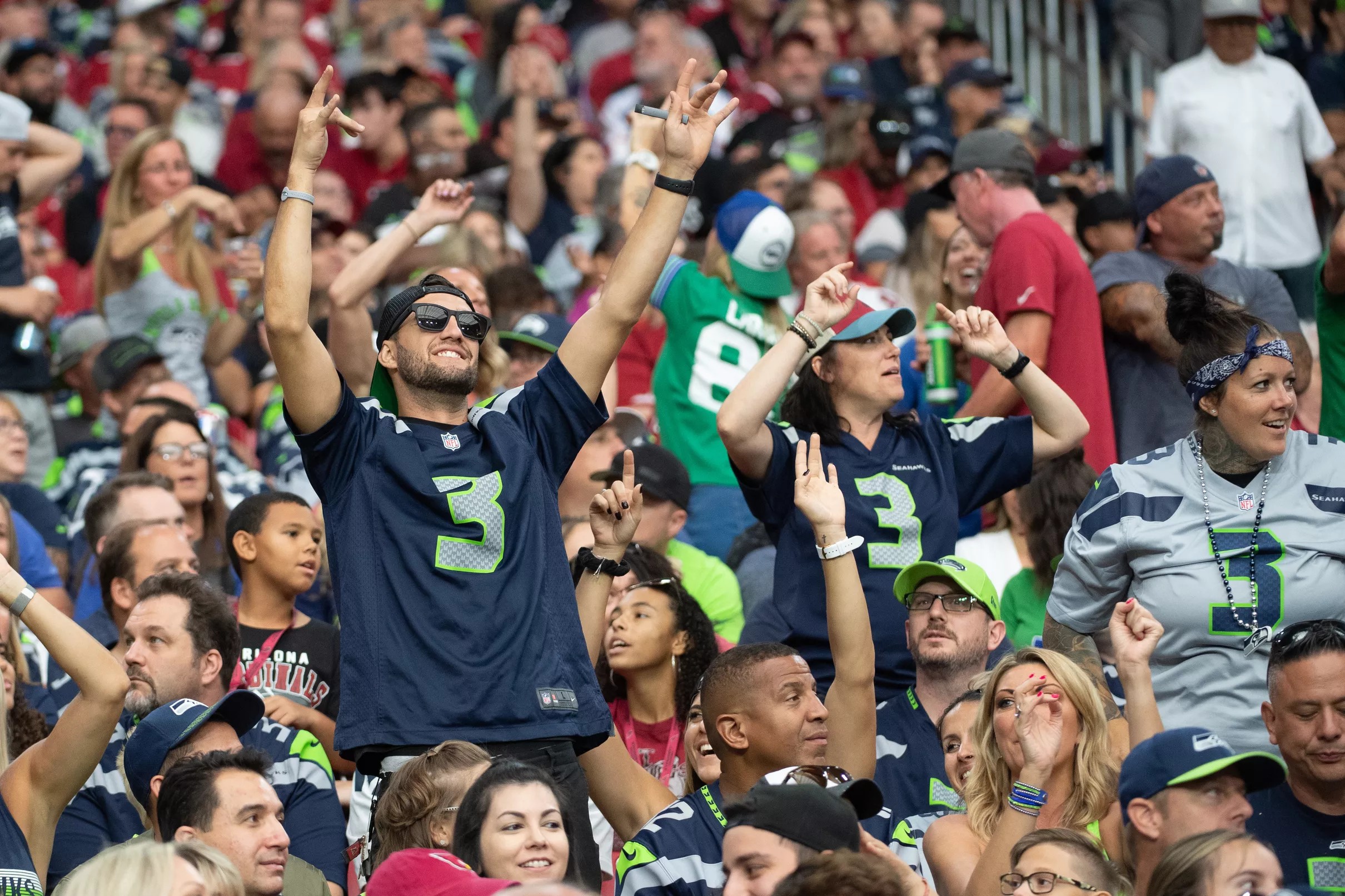 Seahawks at Cardinals will have about 1,200 fans in attendance