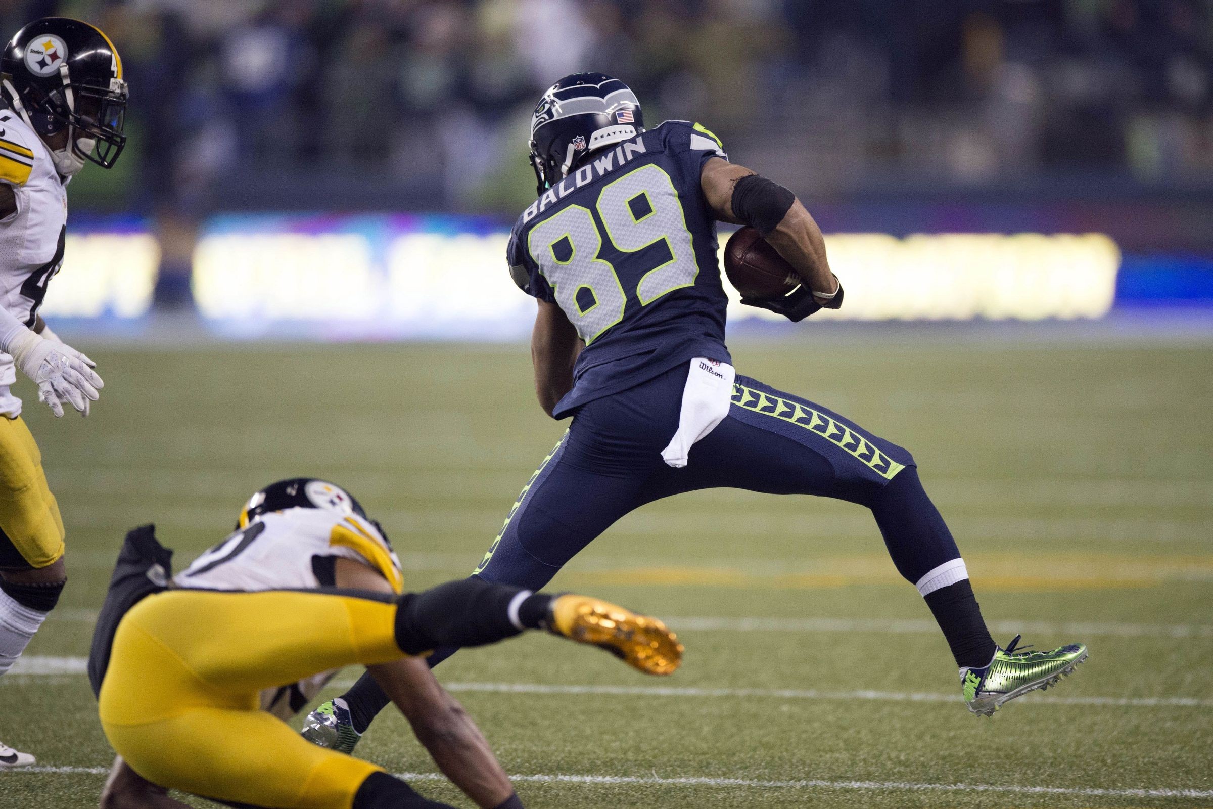 Seahawks dance with the devil, win back their souls: Cigar Thoughts ...