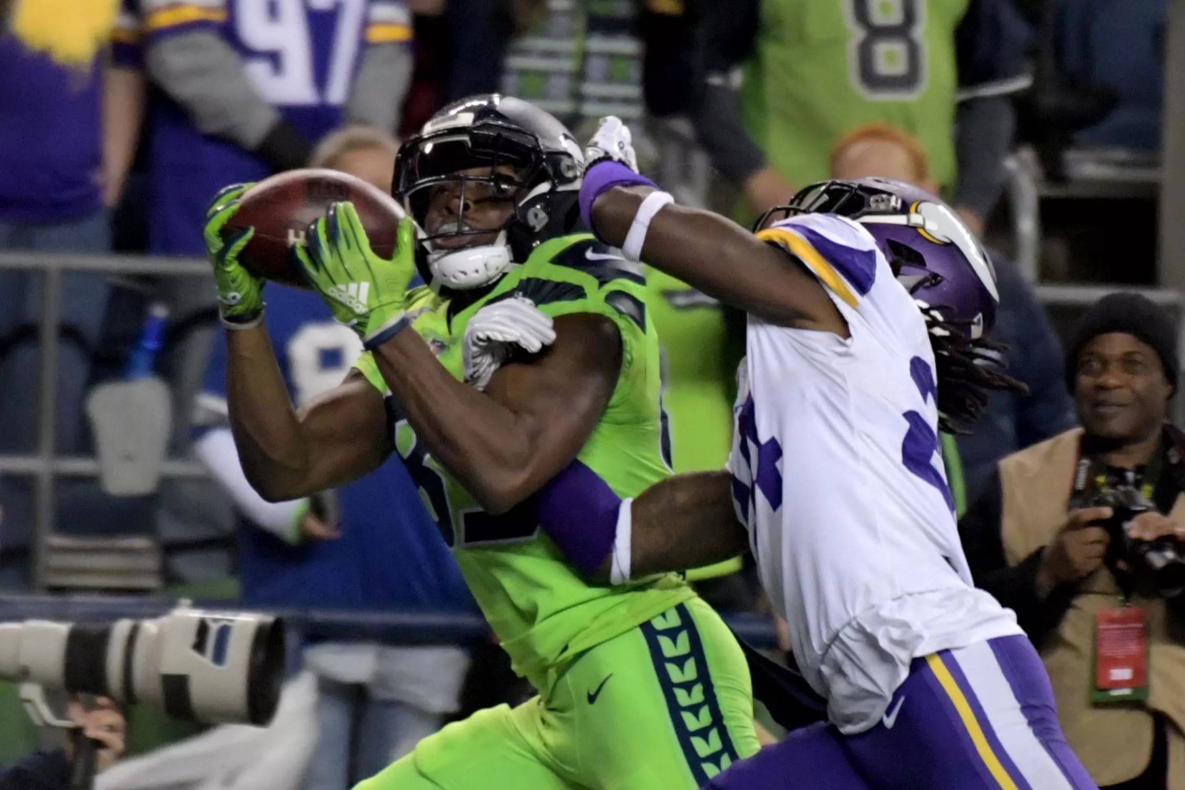 That David Moore non-catch we forgot about: It might have been a touchdown