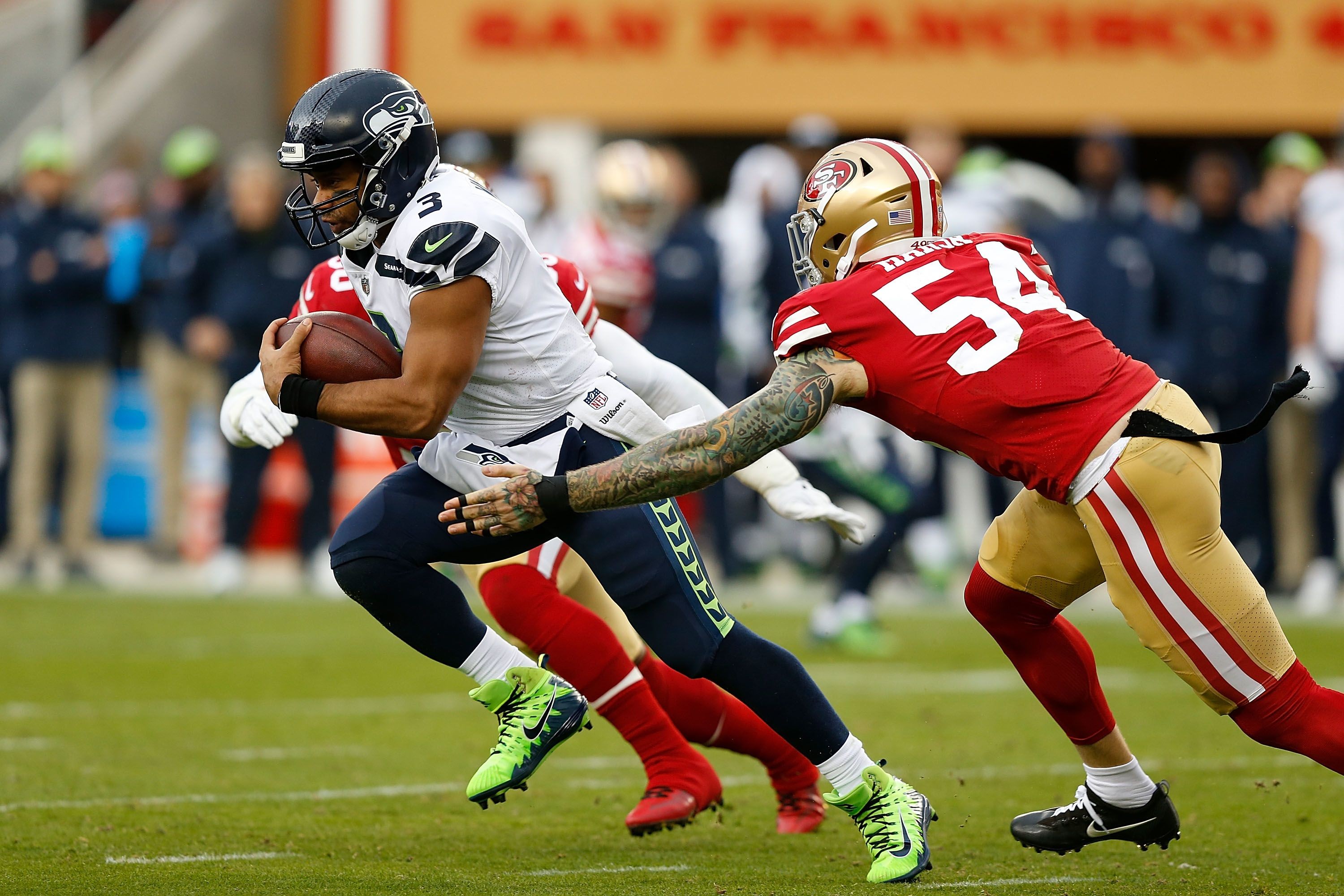 Slow start, fast finish gives Seahawks the win over the 49ers