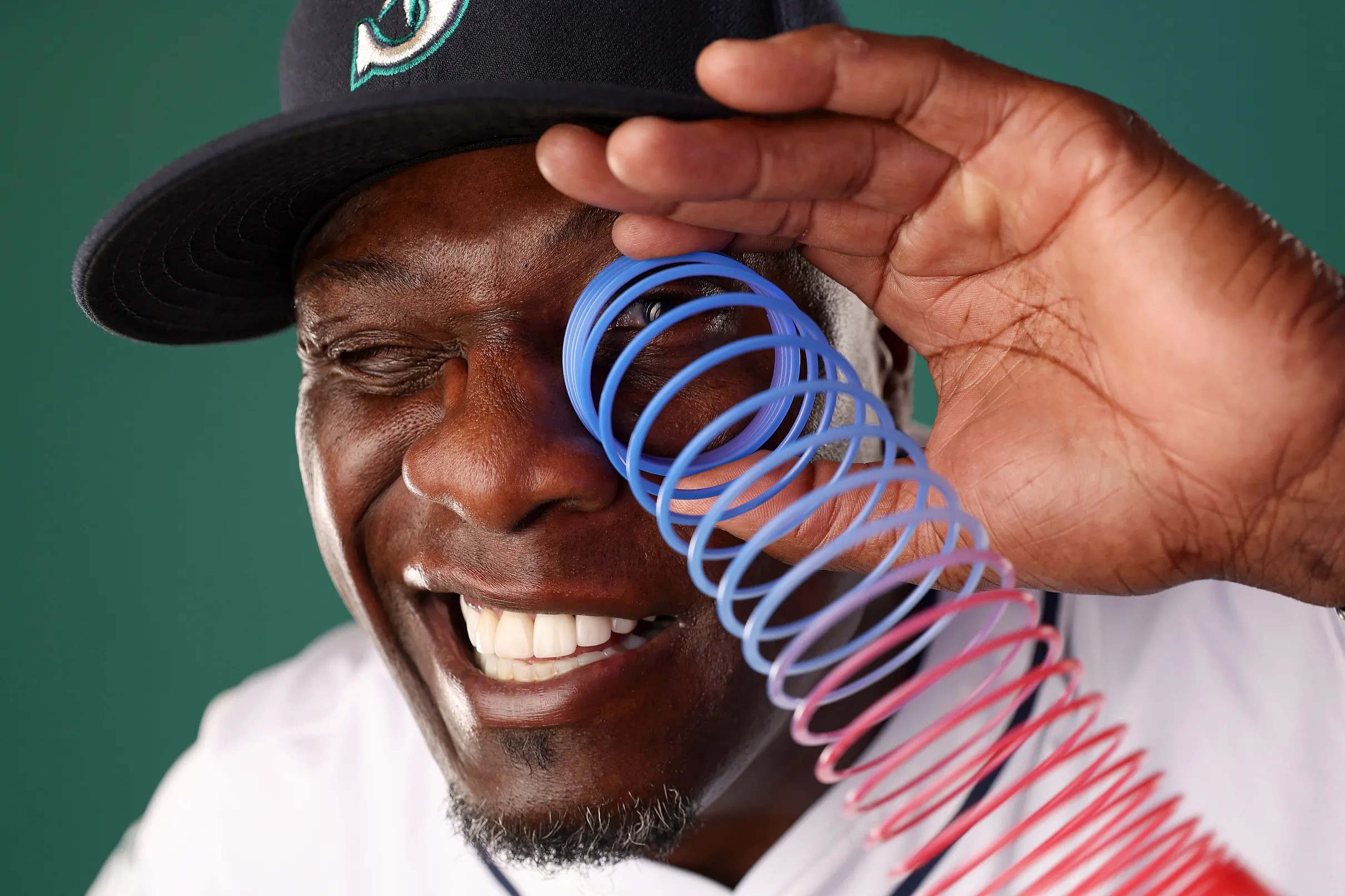 The 12 best photos from the Mariners’ photo day