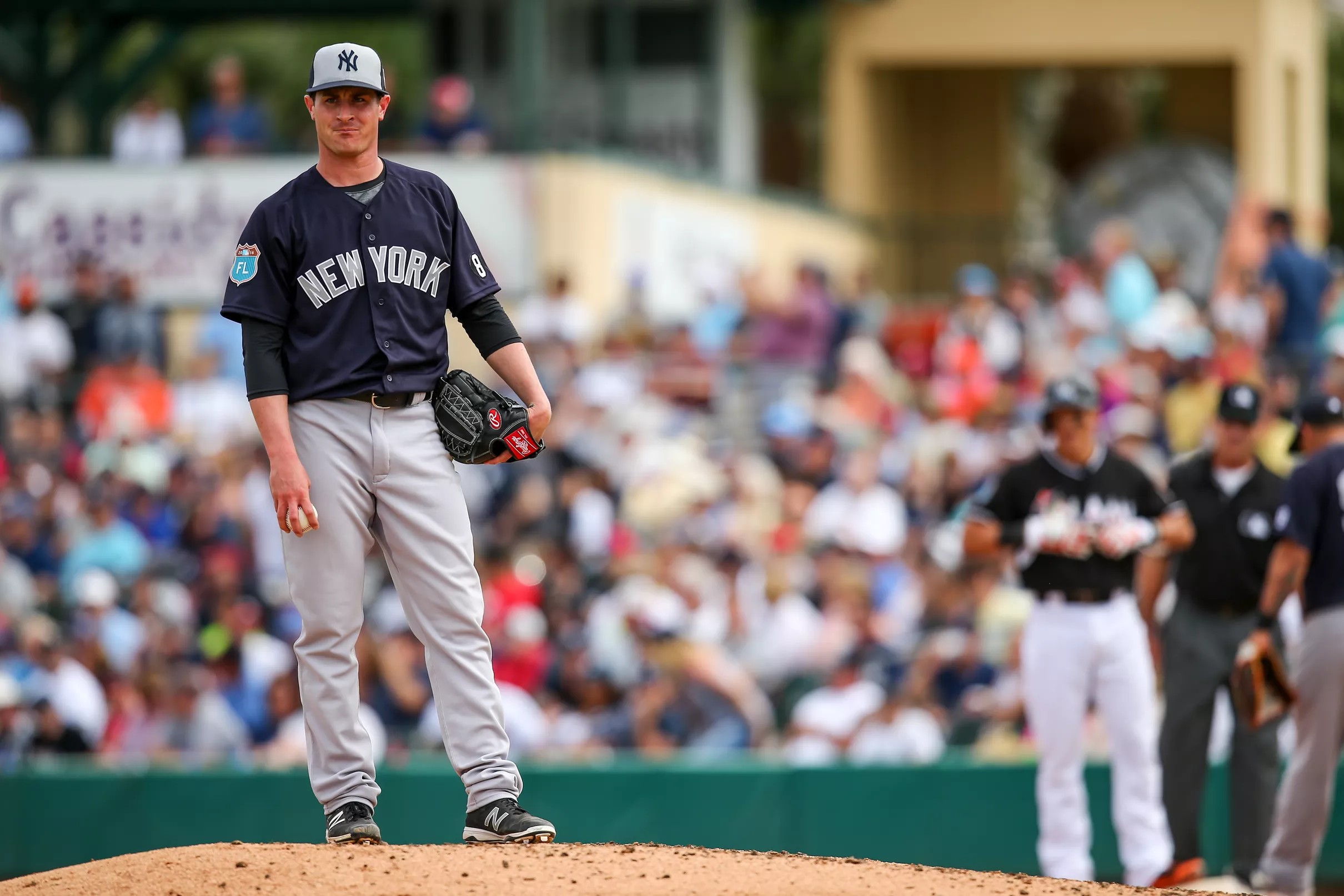Mariners acquire RHP Nick Rumbelow for JP Sears, Juan Then