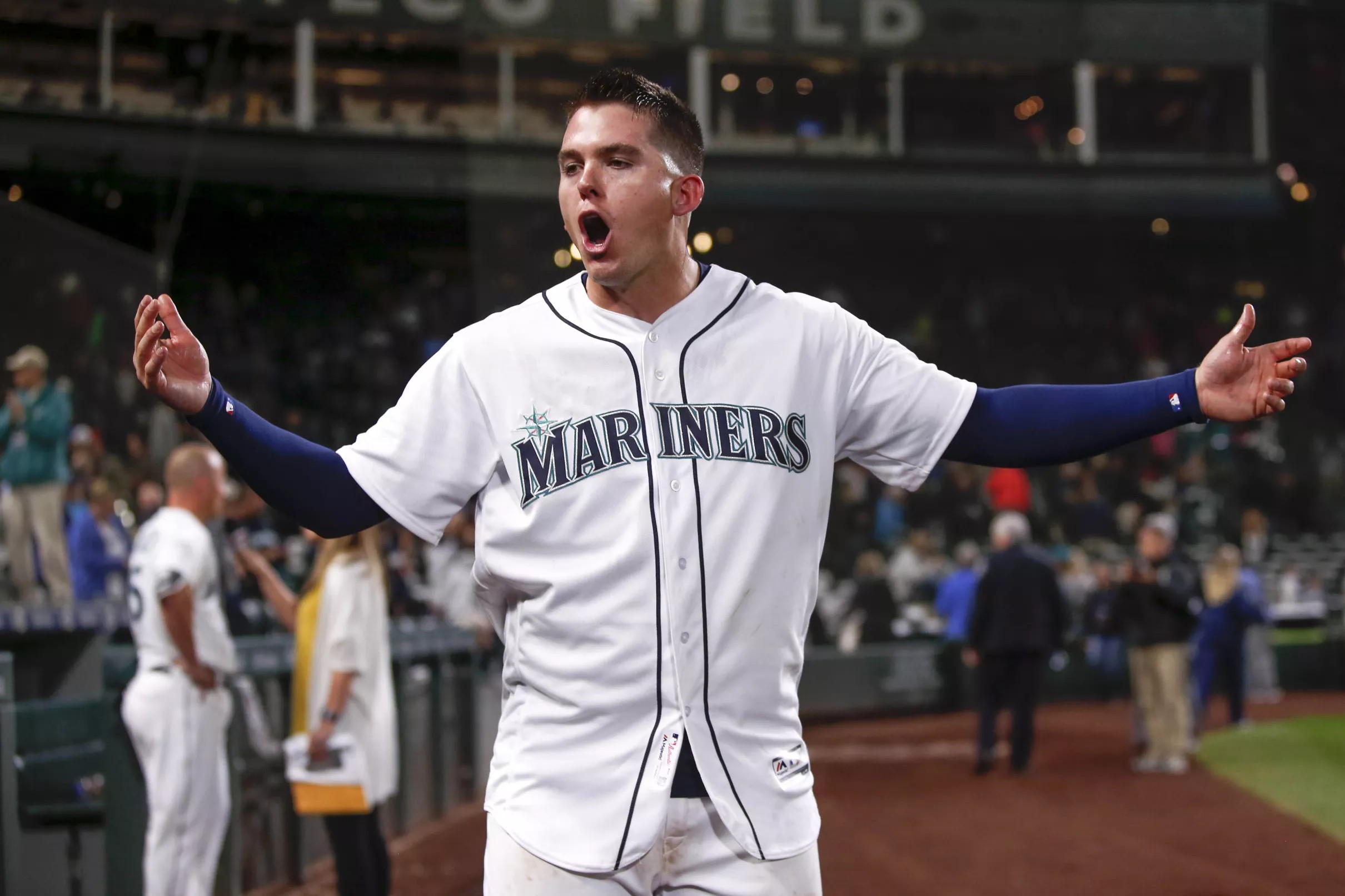 Ryon Healy is Seattle’s best bro