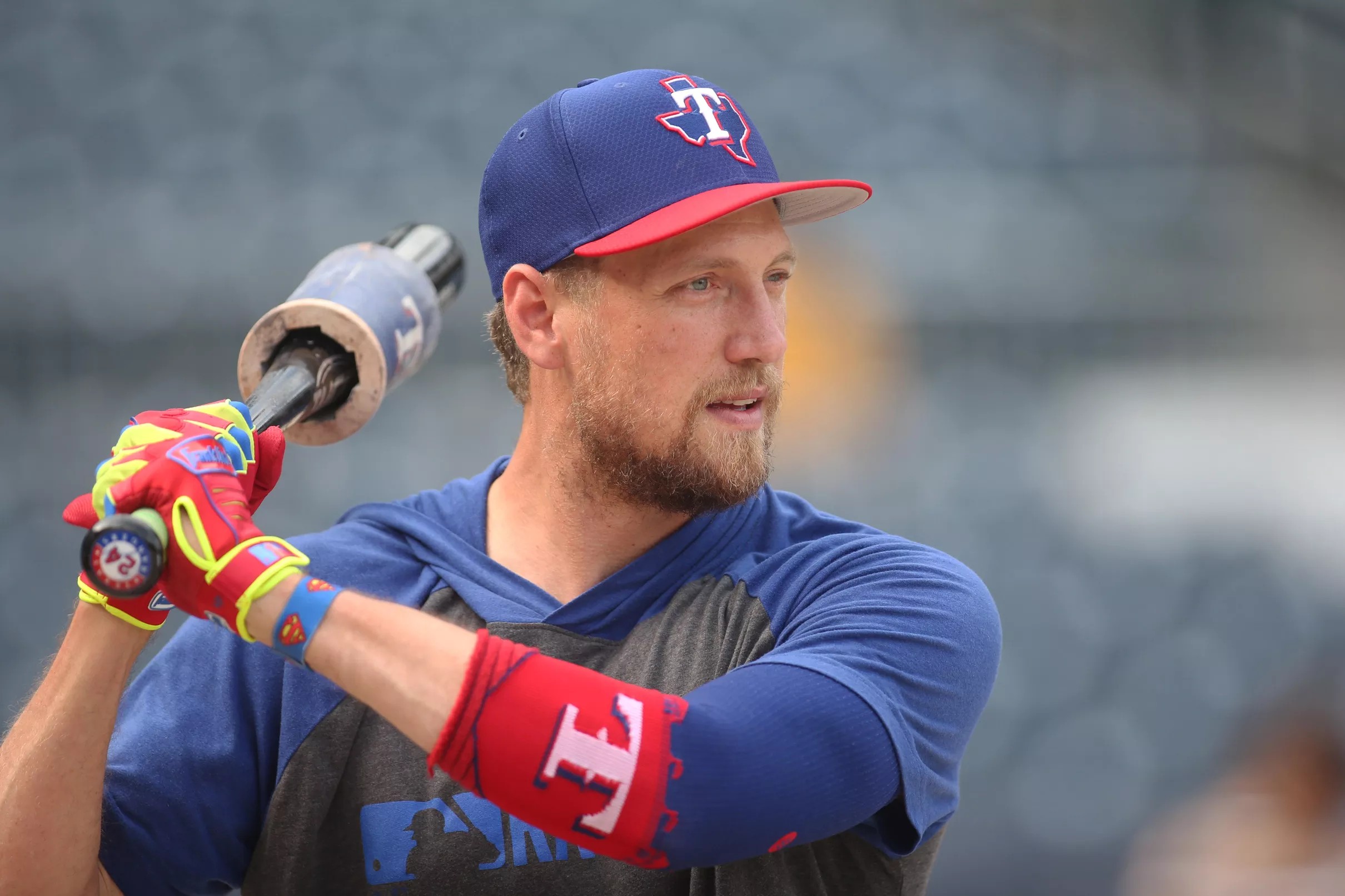Hunter Pence will now have your attention, please