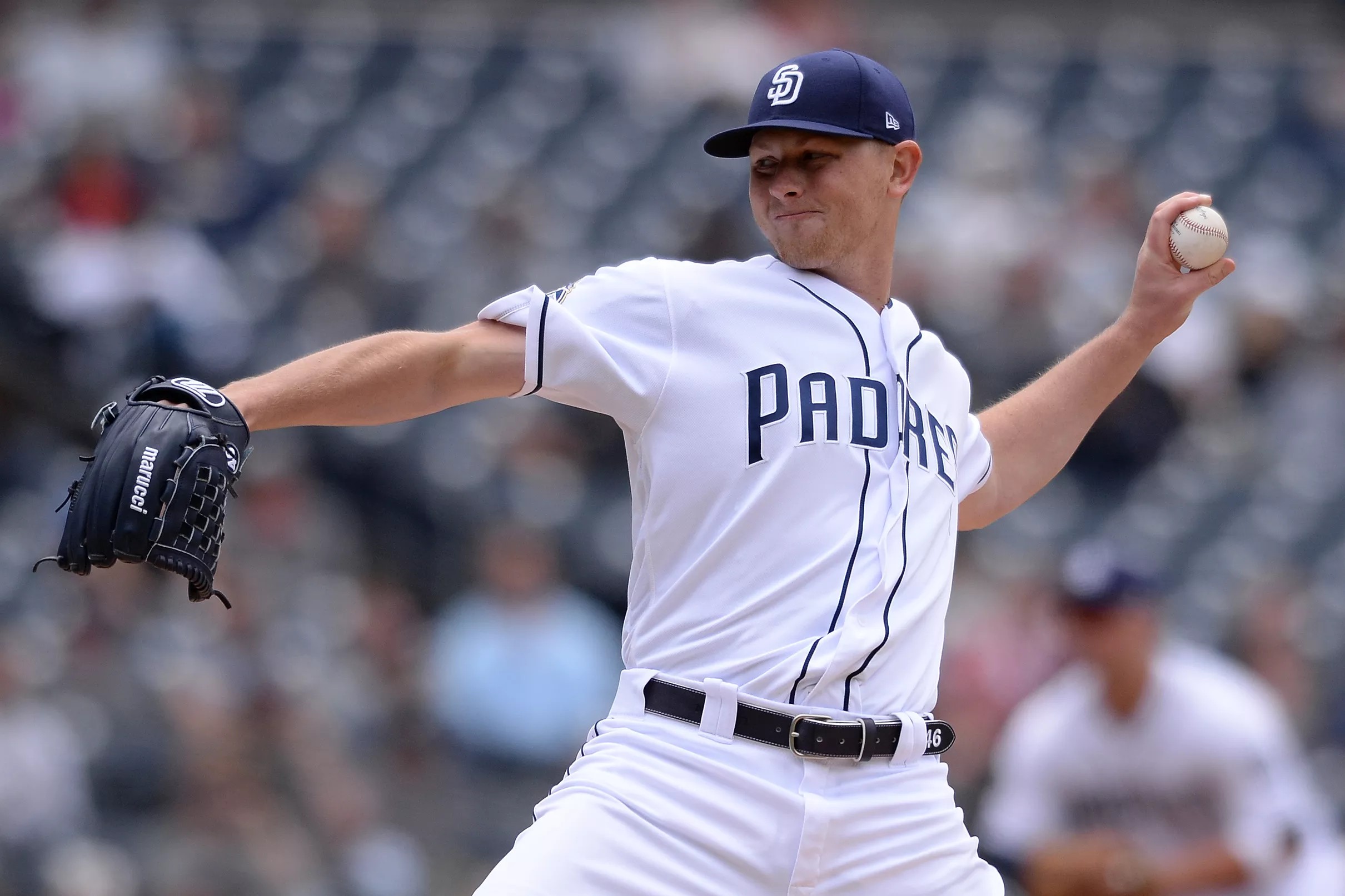 Padres bats come alive early, sweep D-backs