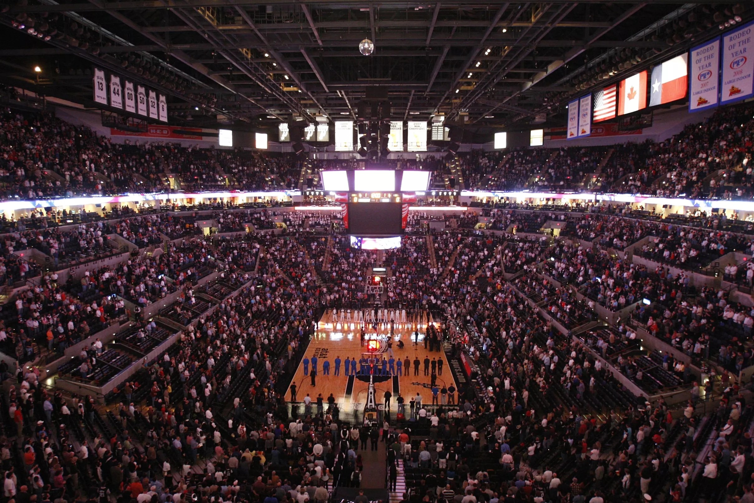 See the Spurs season opener with an exclusive ticket deal