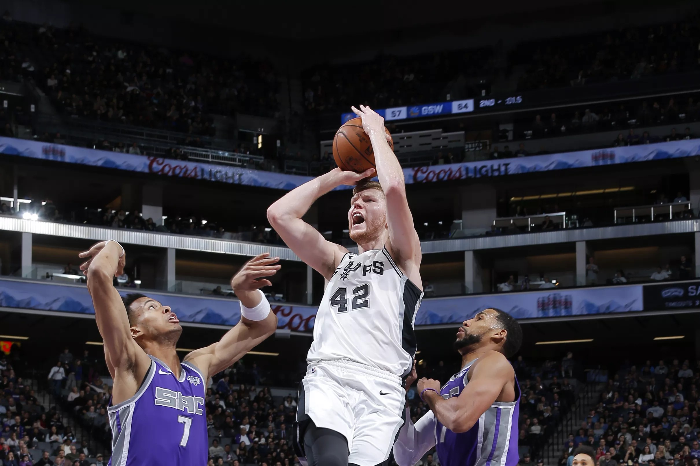 All aboard the Davis Bertans bandwagon