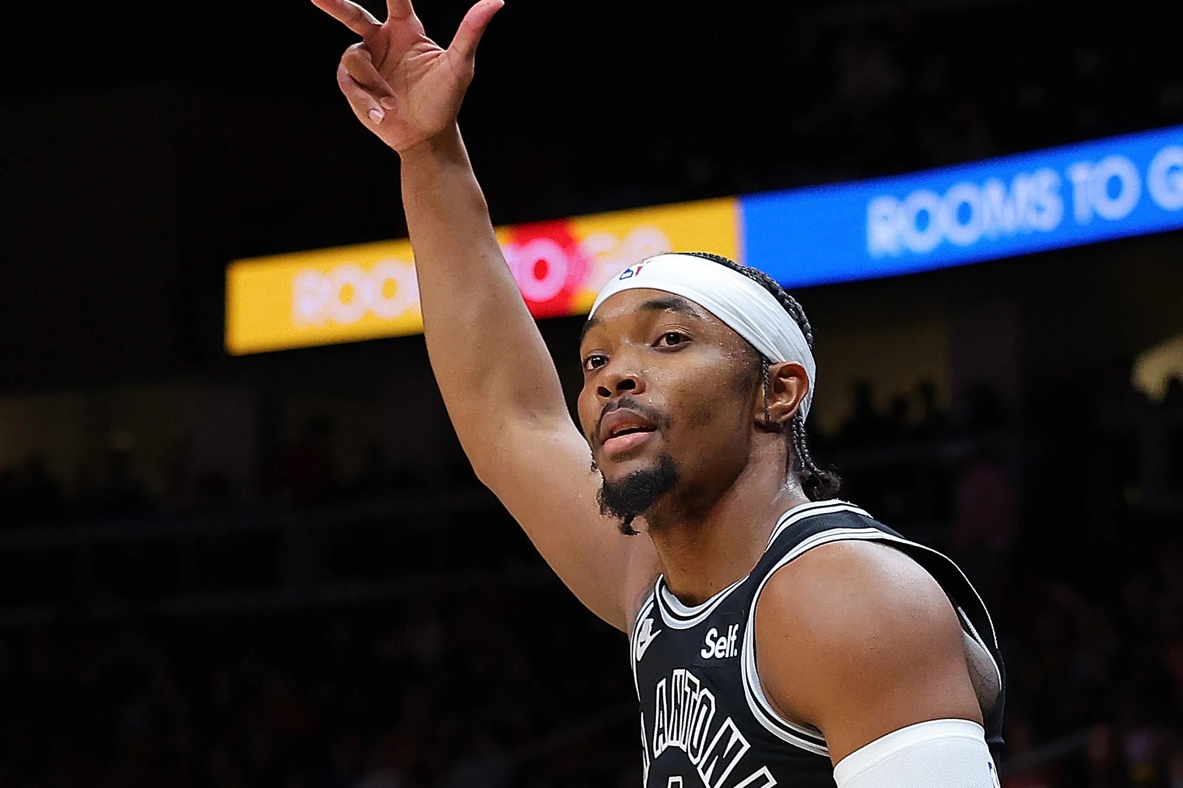 Happy birthday, Kawhi!