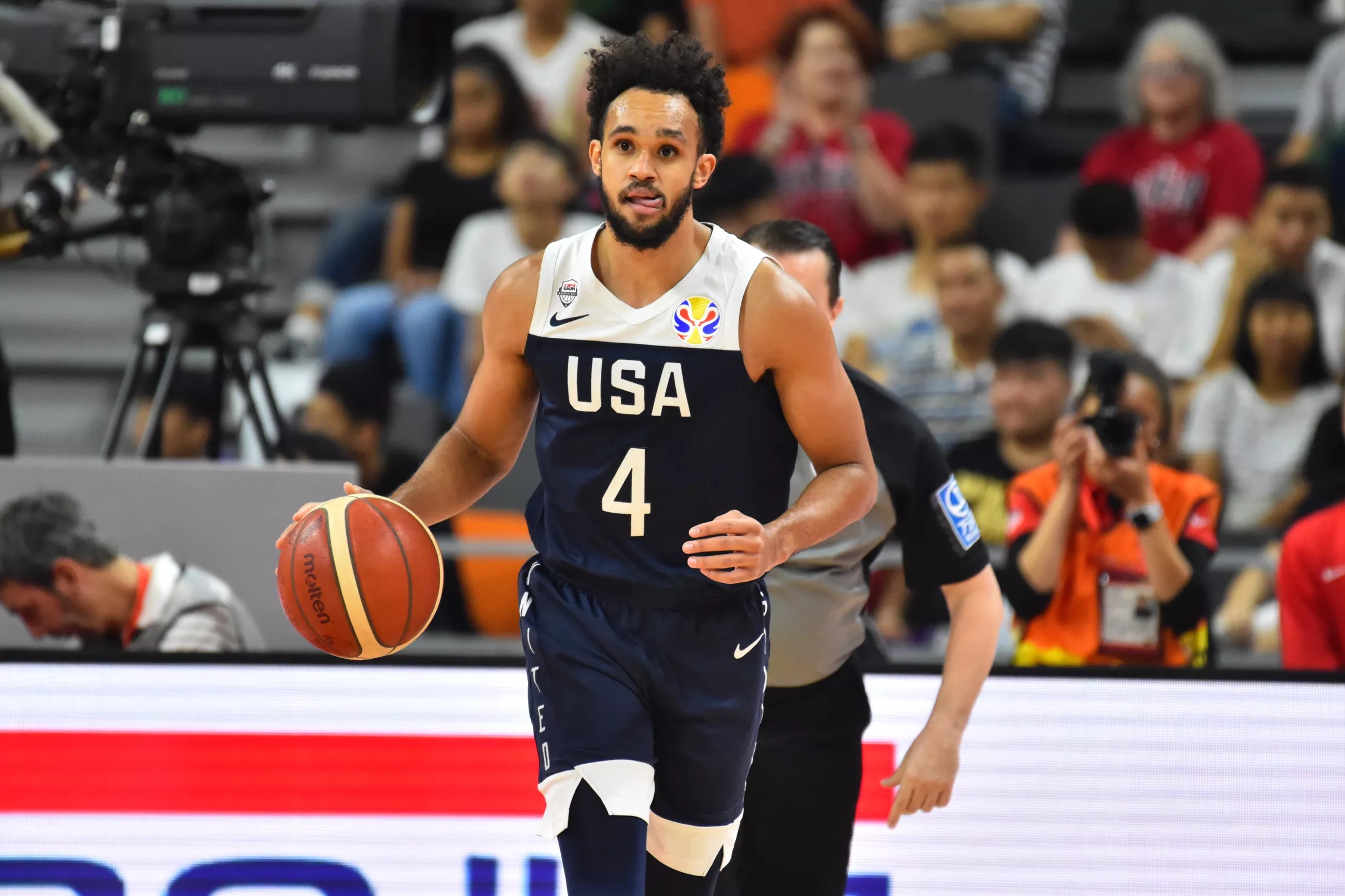 Rethinking Derrick White’s role on the Spurs