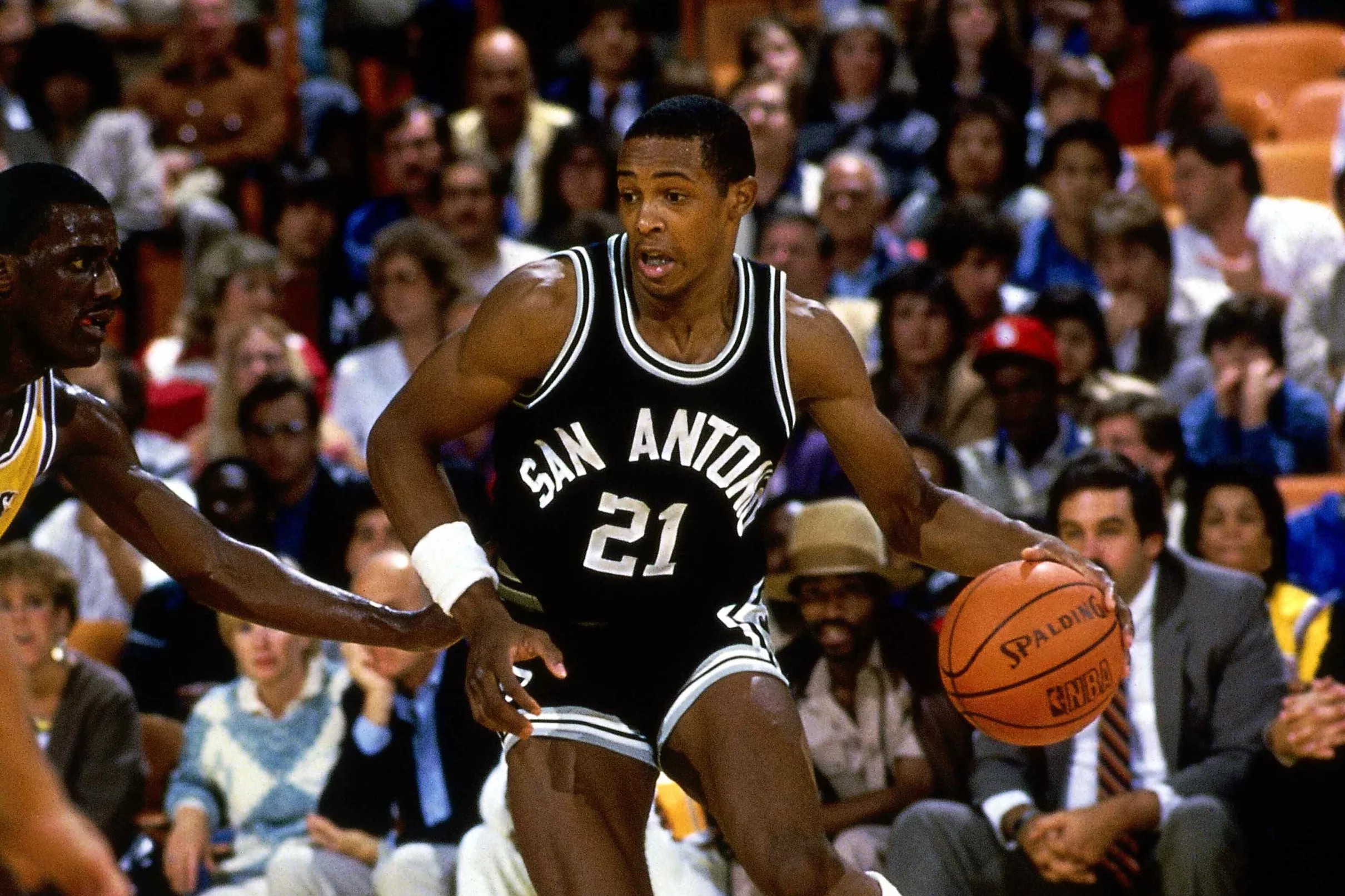 Before Tim Duncan wore #21