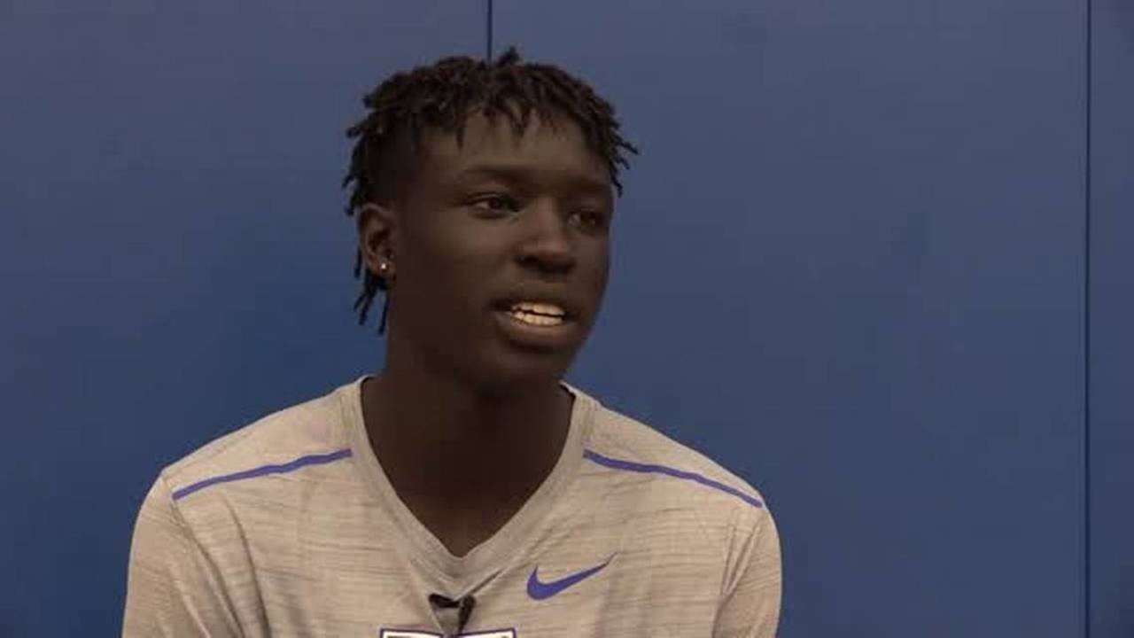 Kings to sign rookie forward Wenyen Gabriel to two-way contract