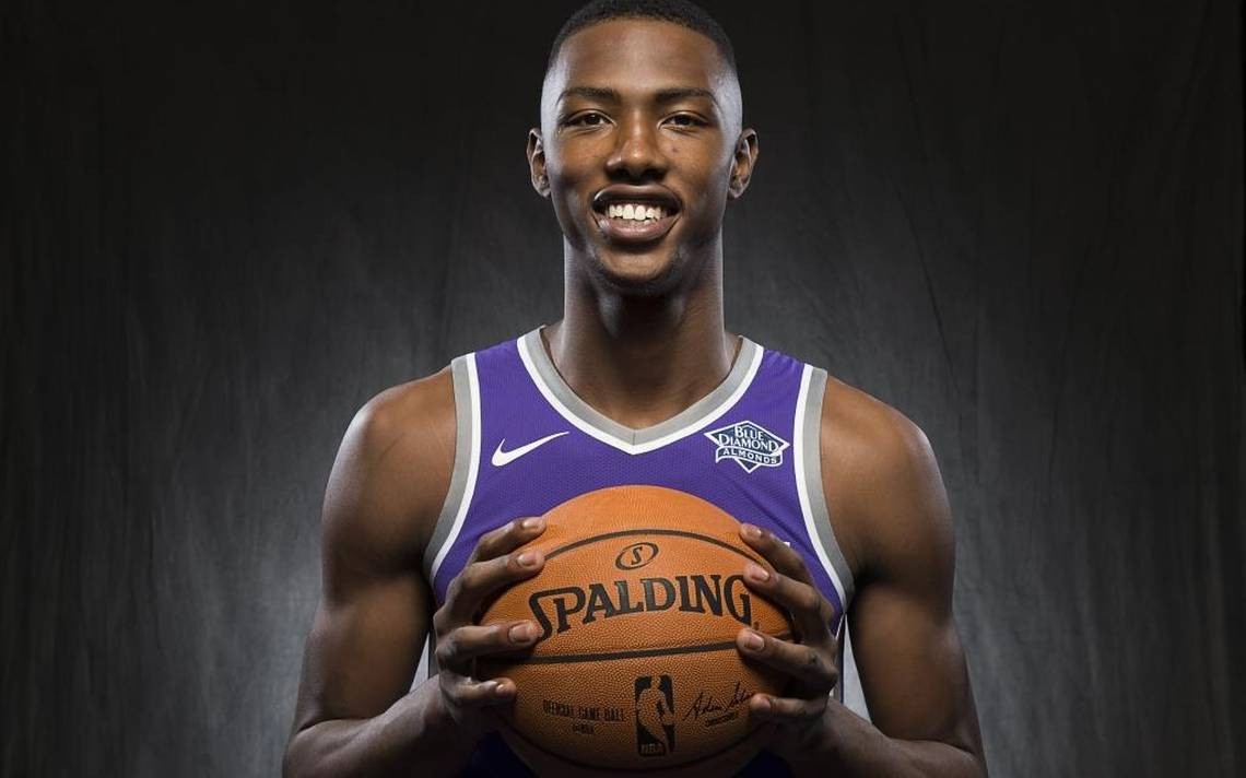 Kings to hold rookie Harry Giles out until January