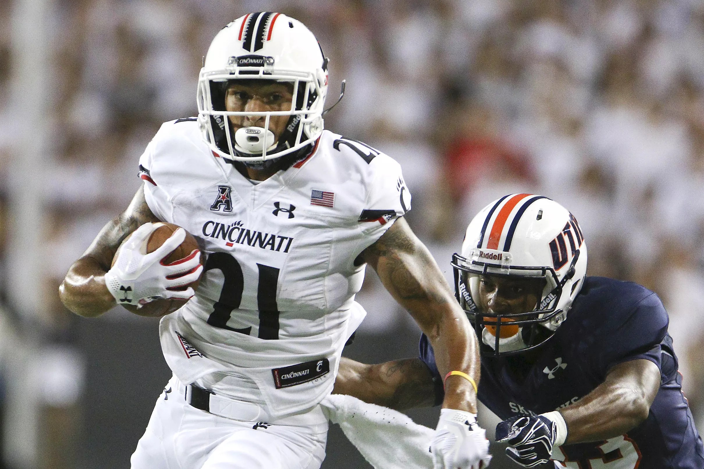 Steelers showing interest in Cincinnati wide receiver Devin Gray