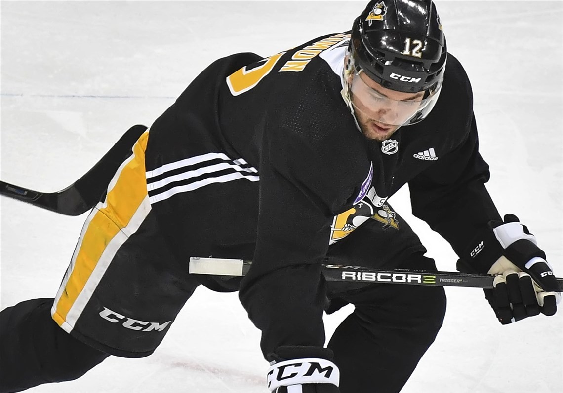 Dominik Simon is comfortable wherever the Penguins put him