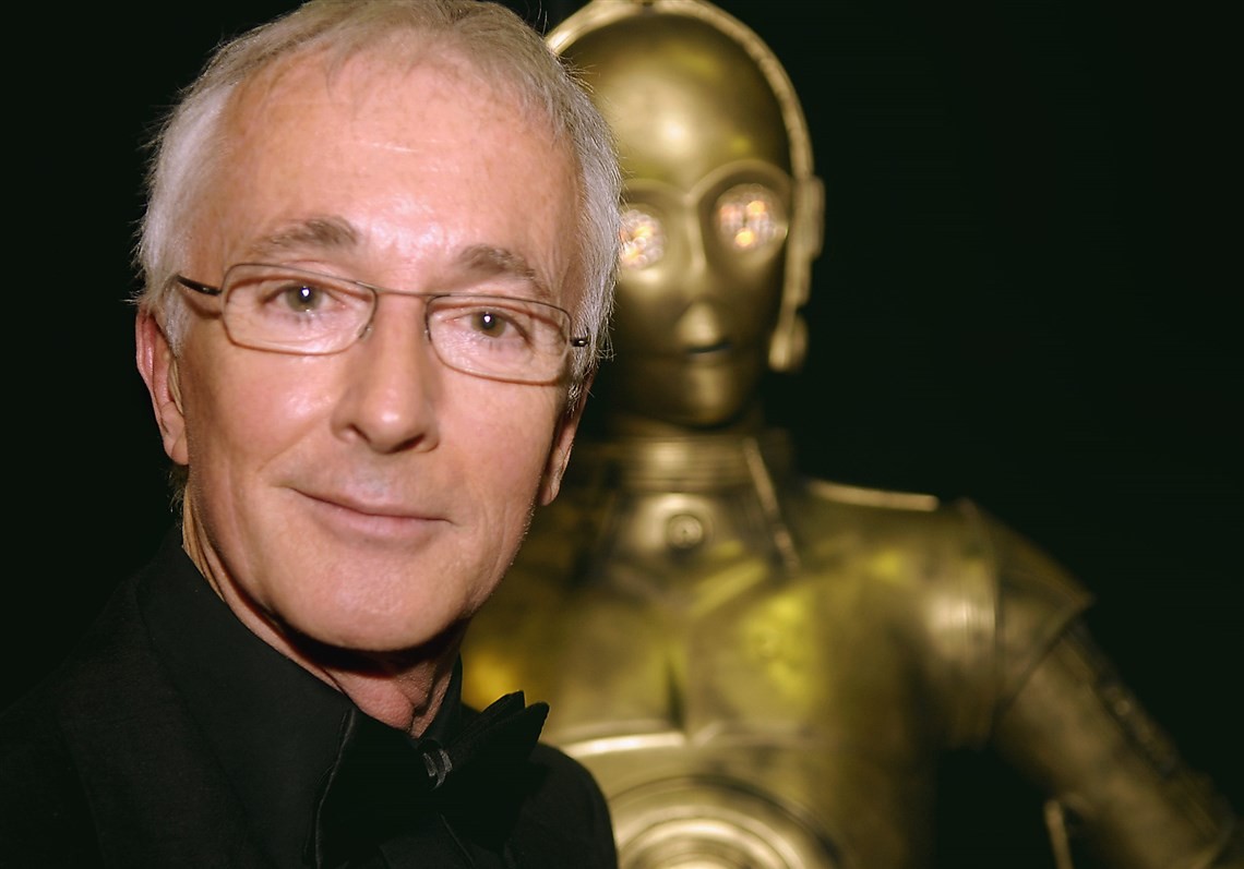 C-3PO actor Anthony Daniels makes appearance for Penguins' 'Star Wars ...