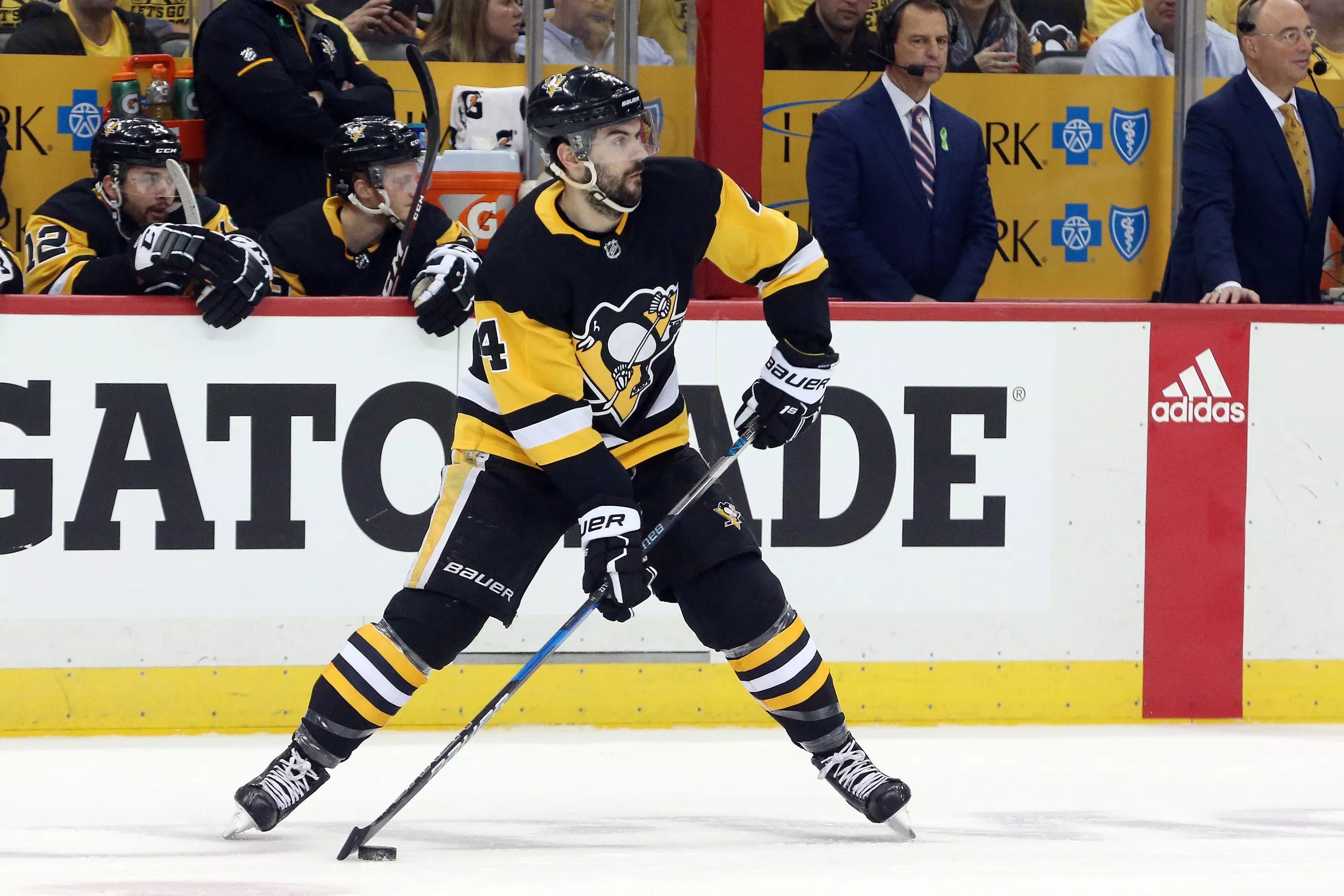 Imagining the Penguins’ defense with a healthy Justin Schultz