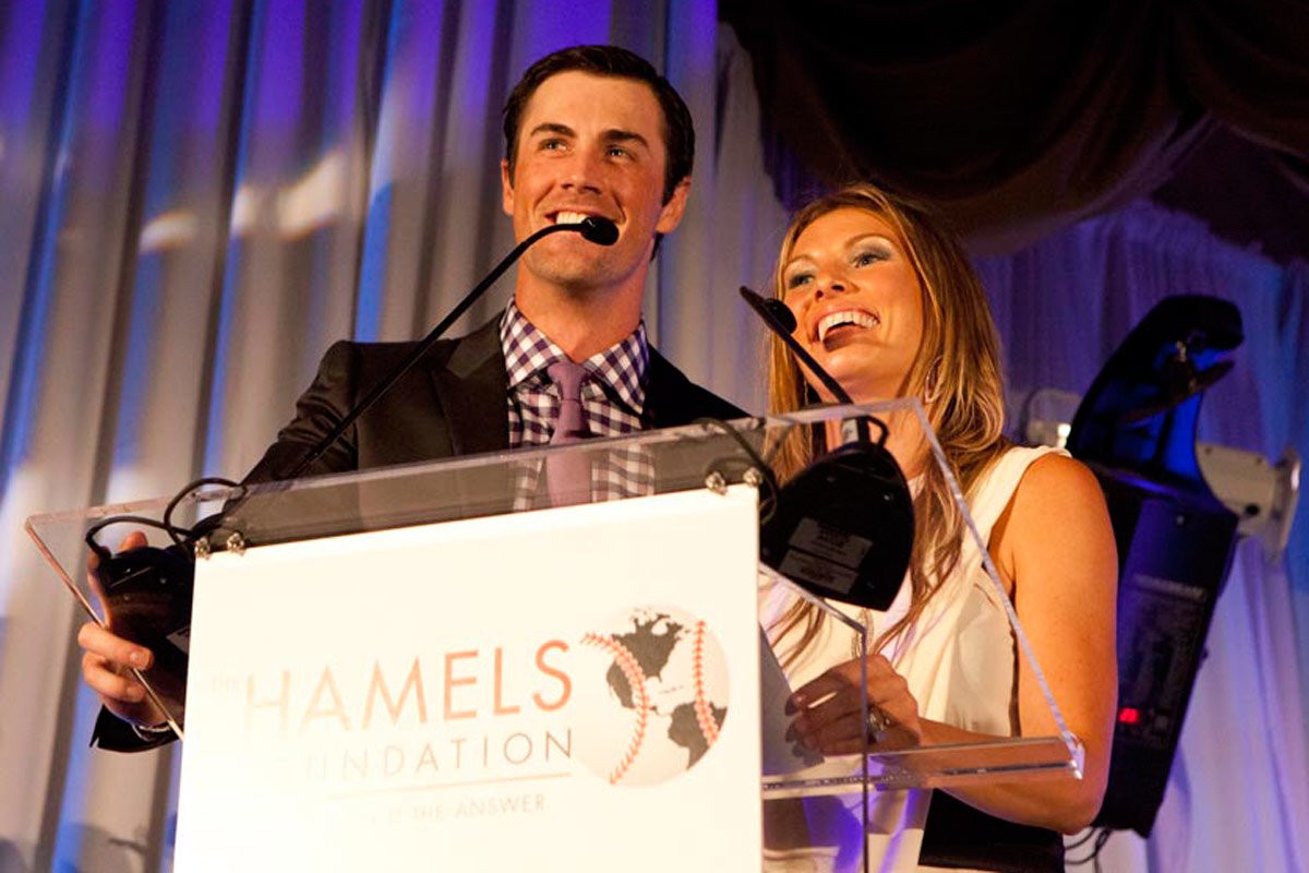 Pitcher Hamels gives mansion to camp for special needs kids