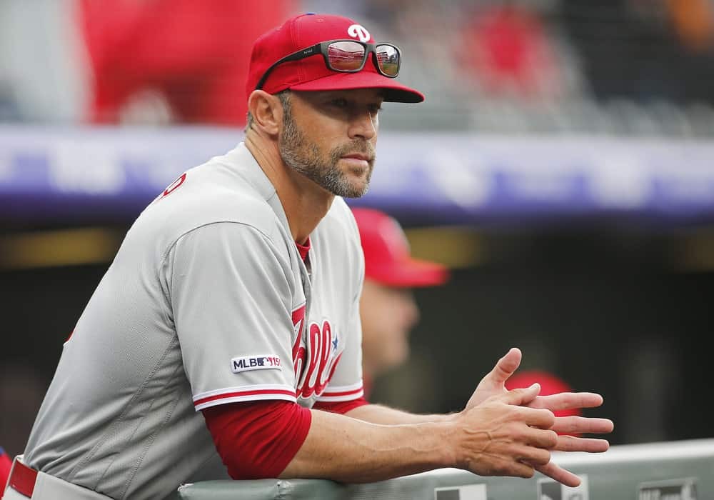 Gabe Kapler named finalist for Giants manager, gets second interview