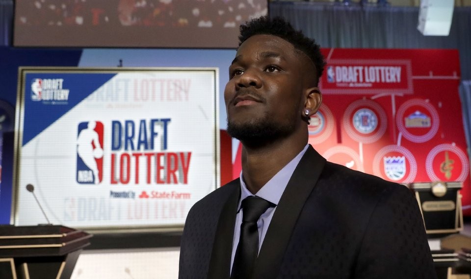 Arizona's Deandre Ayton top choice among bigs in NBA Draft