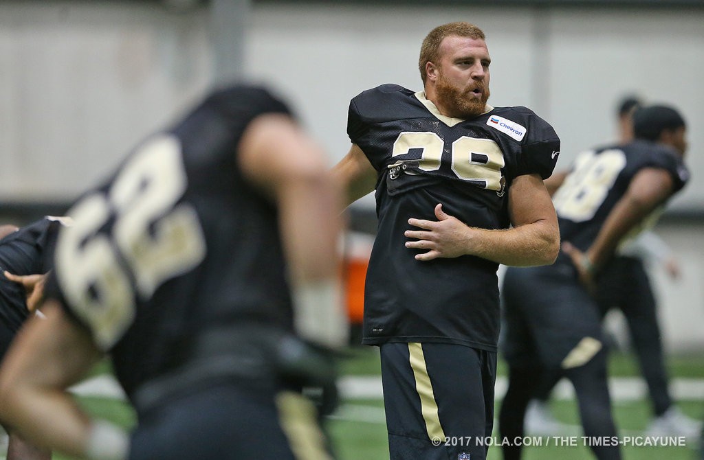 New Orleans Saints release defensive end Darryl Tapp: source