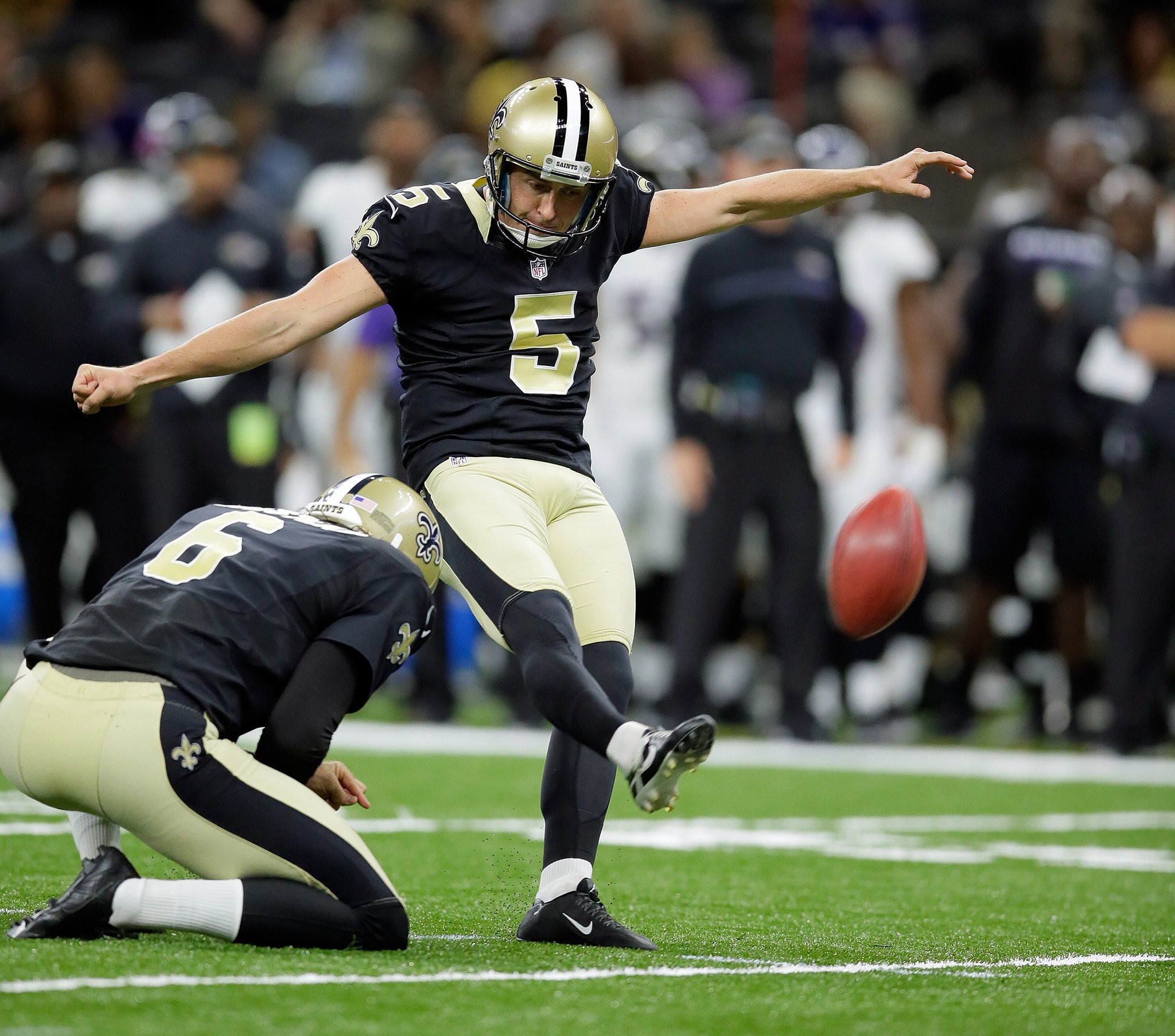 Saints bring back offensive tackle Bryce Harris: source