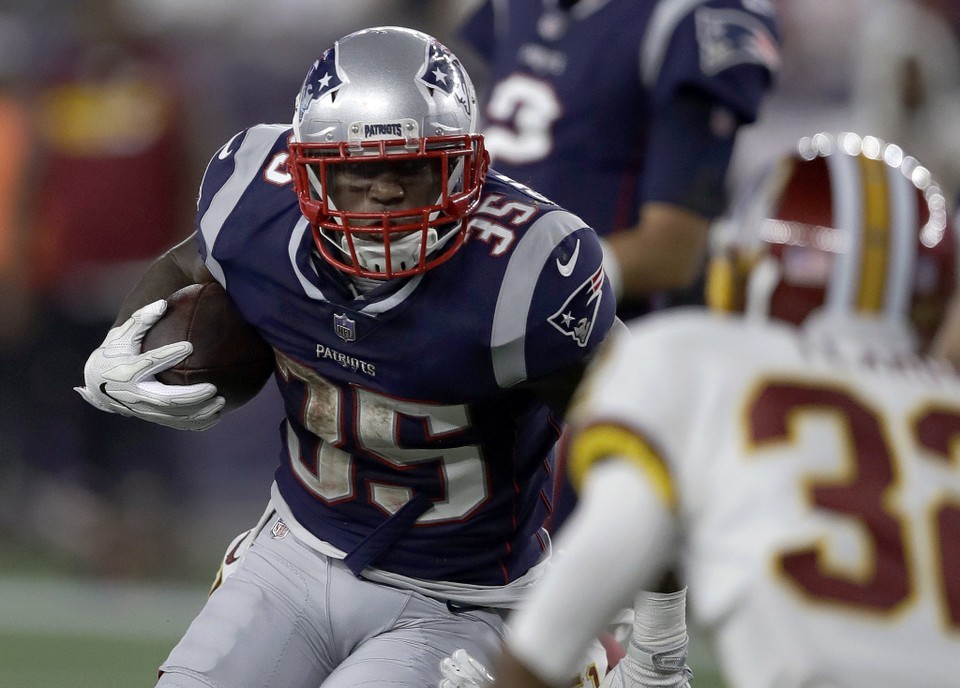 Running back Mike Gillislee visiting Saints after being cut by Patriots