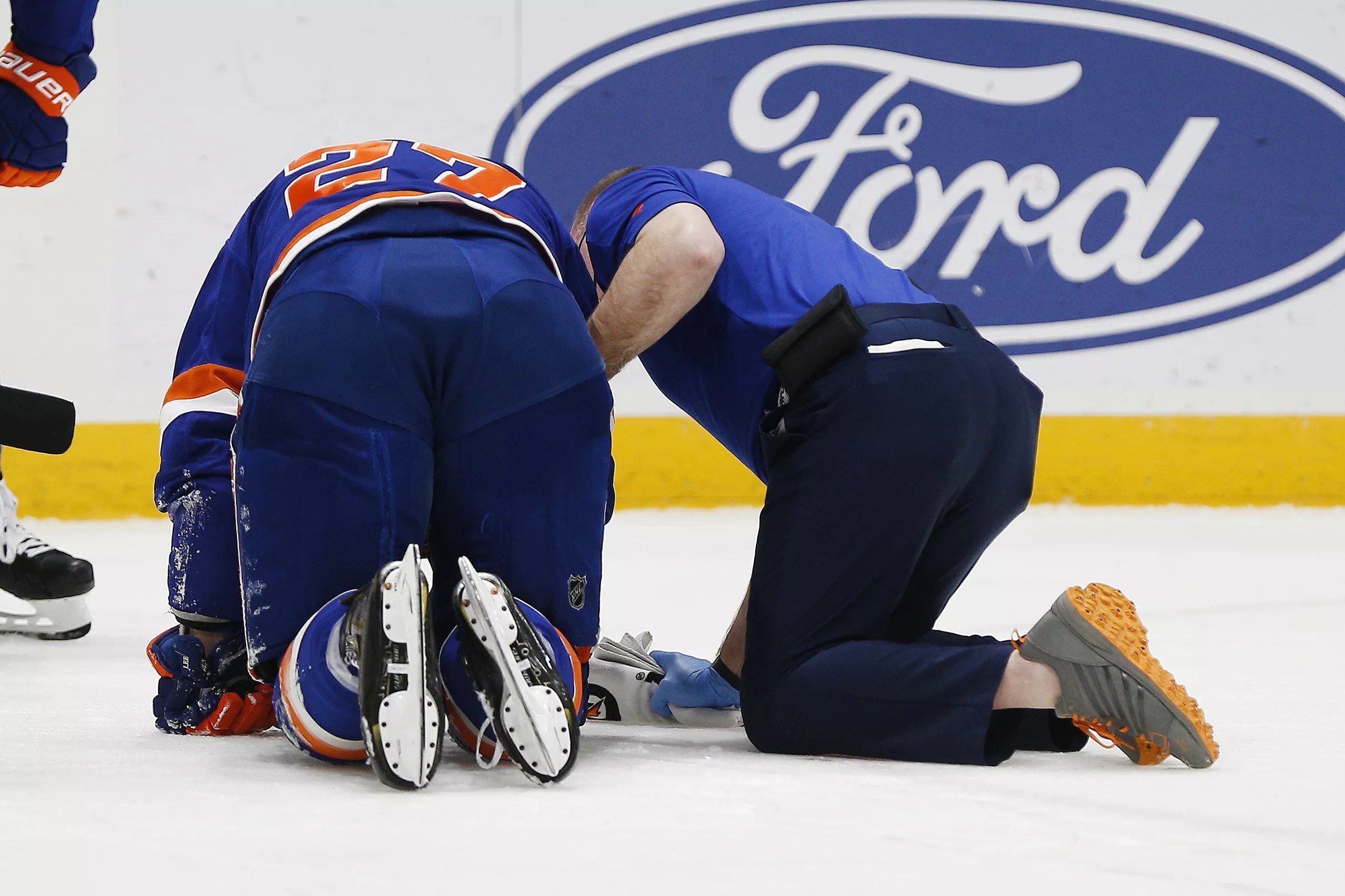 Injury Update: Anders Lee out “indefinitely” with a lower-body injury