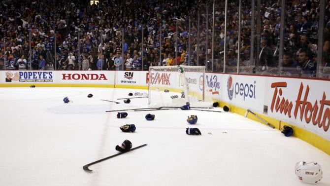 Calgary Flames lose to L.A. Kings [Photos] [Video]