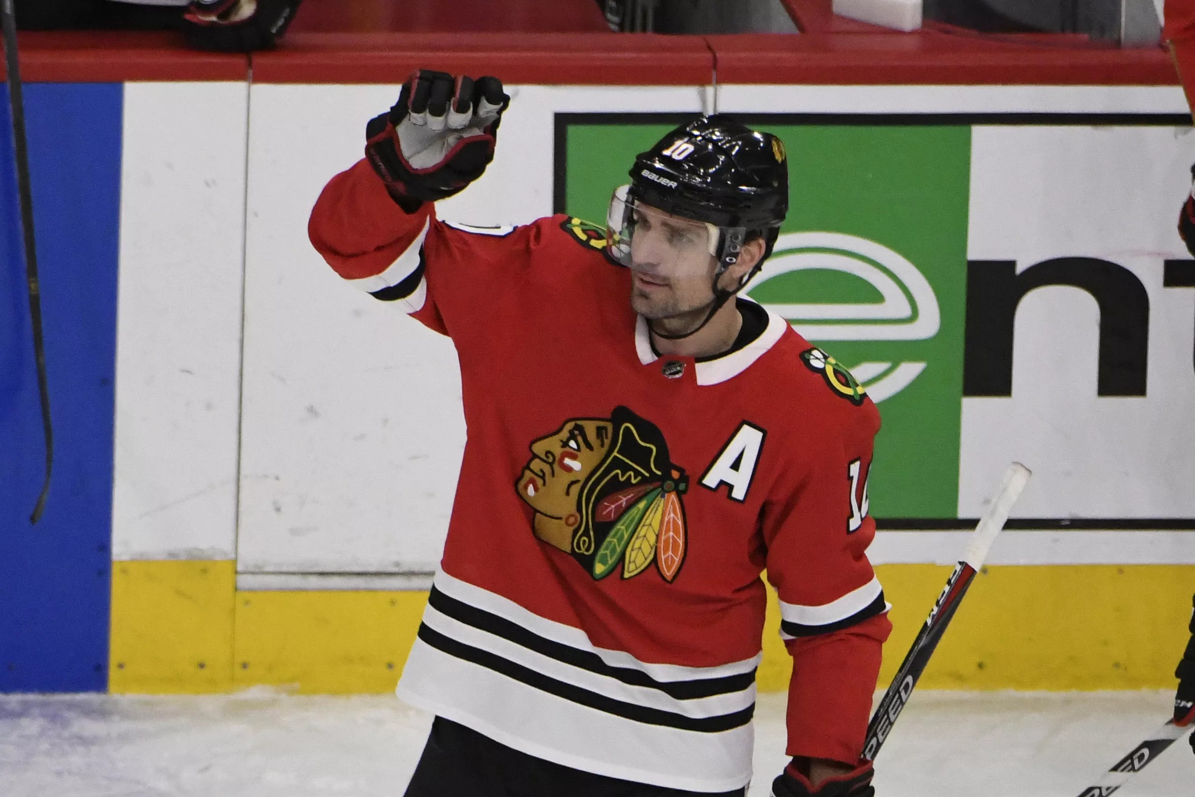 Blackhawks’ Patrick Sharp retiring at season’s end