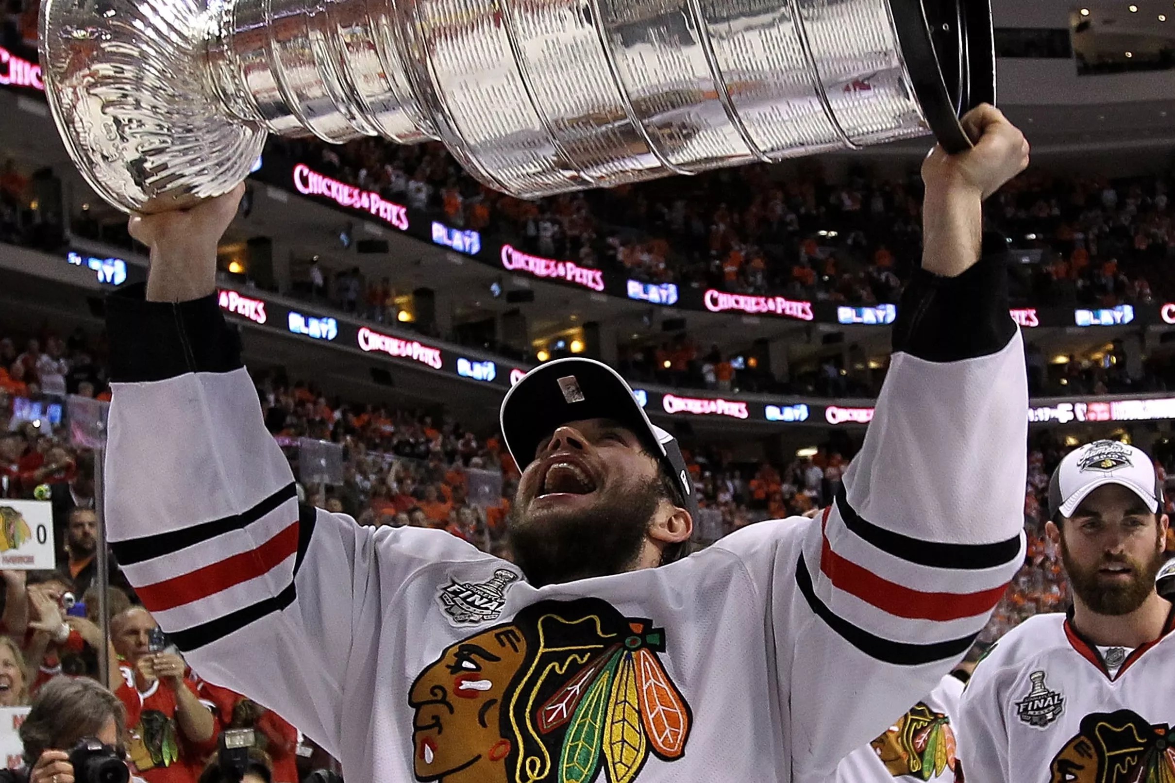 Blackhawks to honor Dave Bolland with ‘One More Shift’