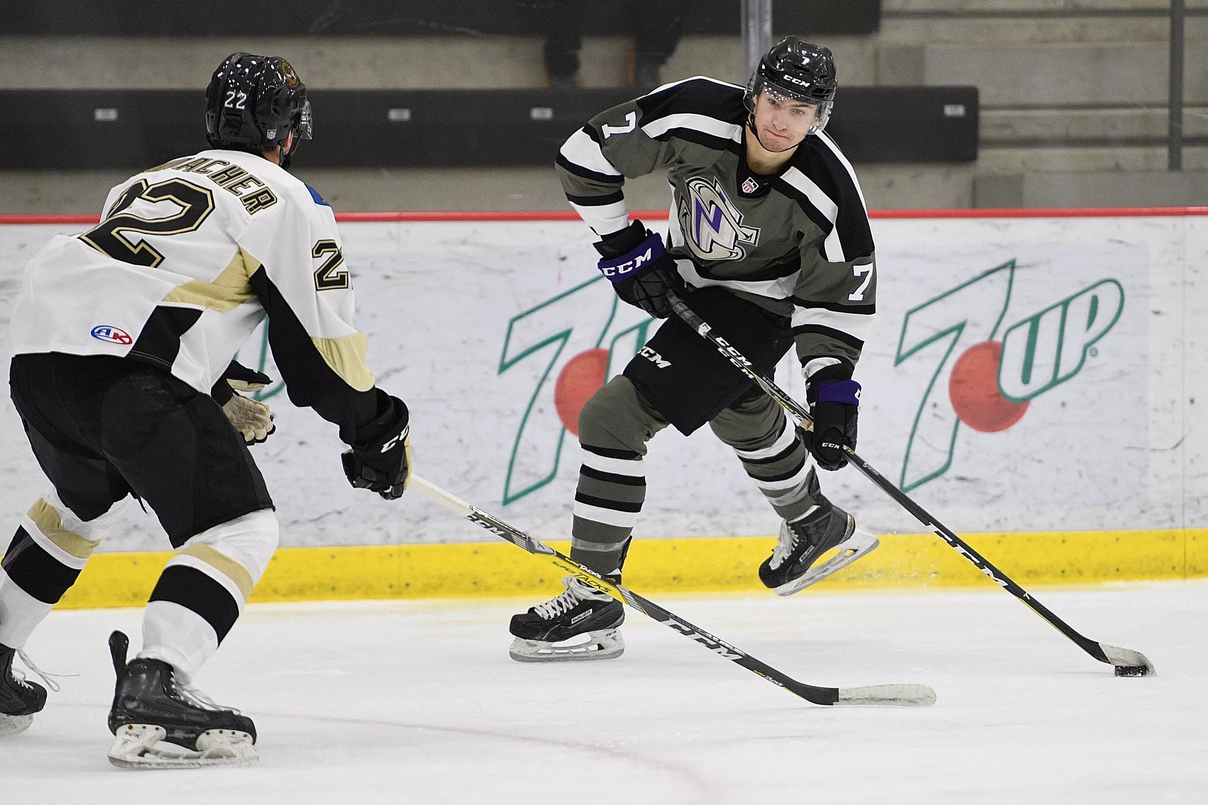 2018 NHL draft results: Blackhawks select USHL forward Josiah Slavin ...