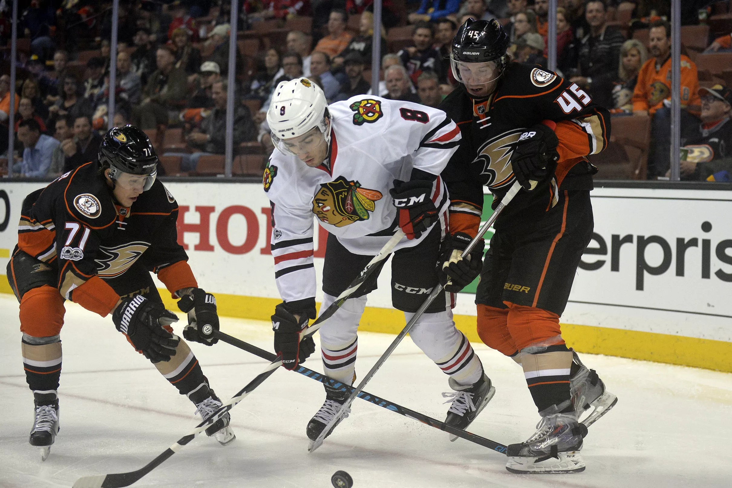 Hawks kick off busy stretch by facing Ducks