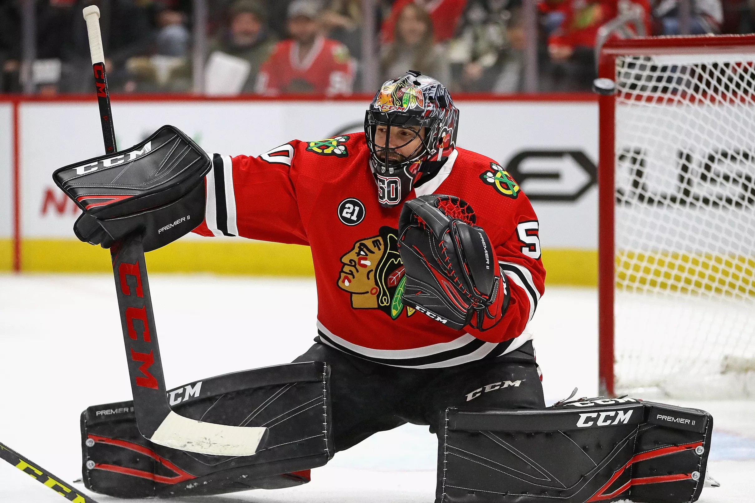Blackhawks’ Corey Crawford participates in drills