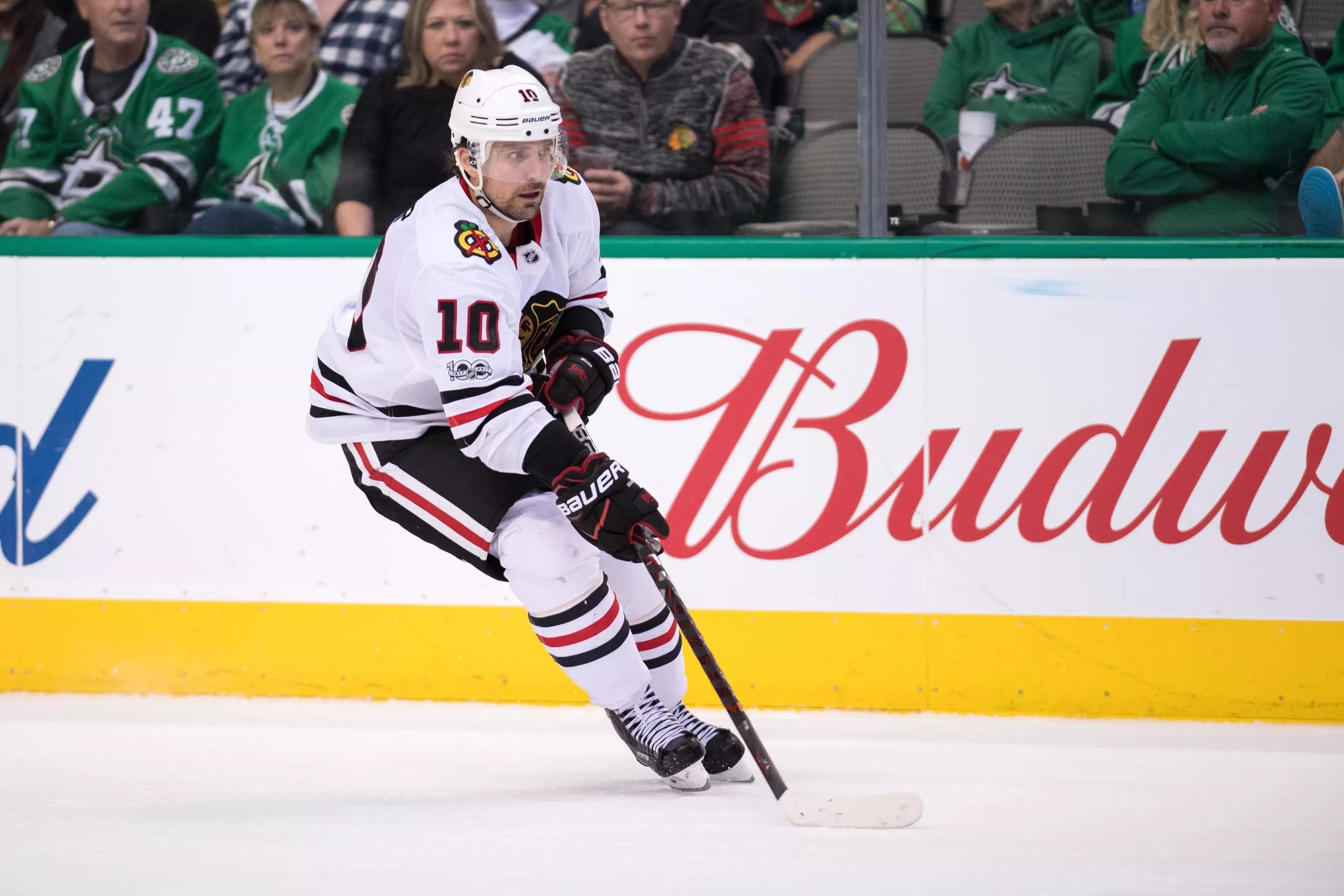 Morning Bag Skate: Patrick Sharp could be healthy scratch vs. Stars