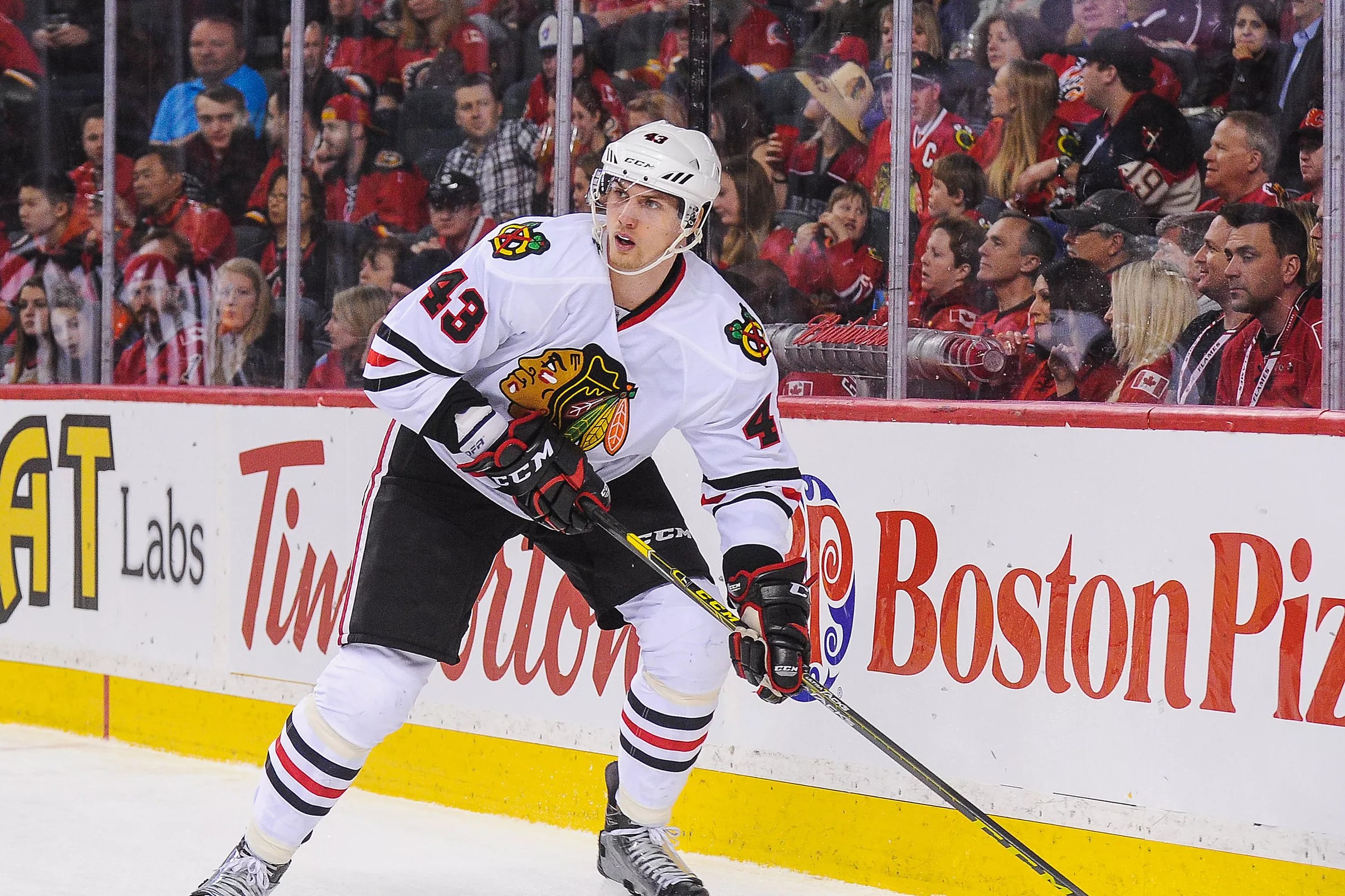 Former Blackhawk Viktor Svedberg to join Flames on professional tryout ...
